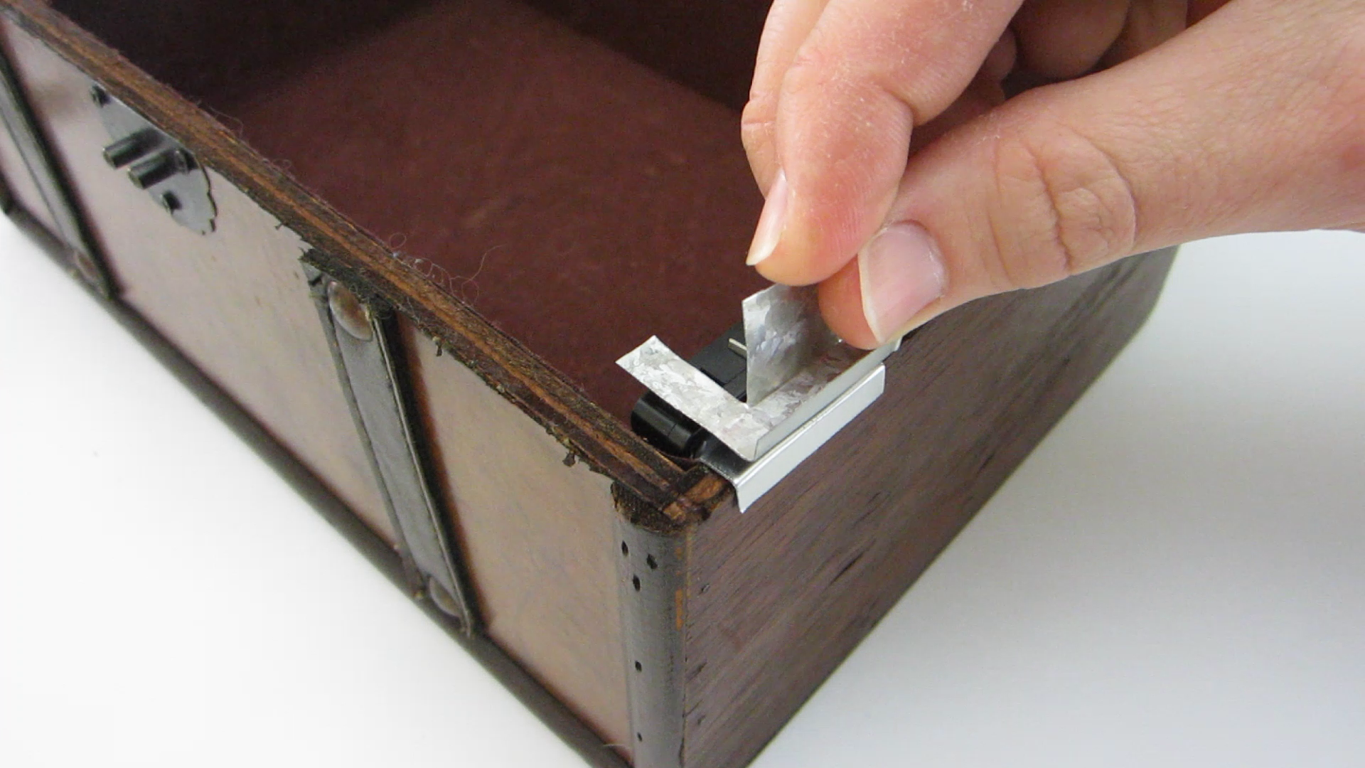 Glowing Treasure Chest : 10 Steps (with Pictures) - Instructables