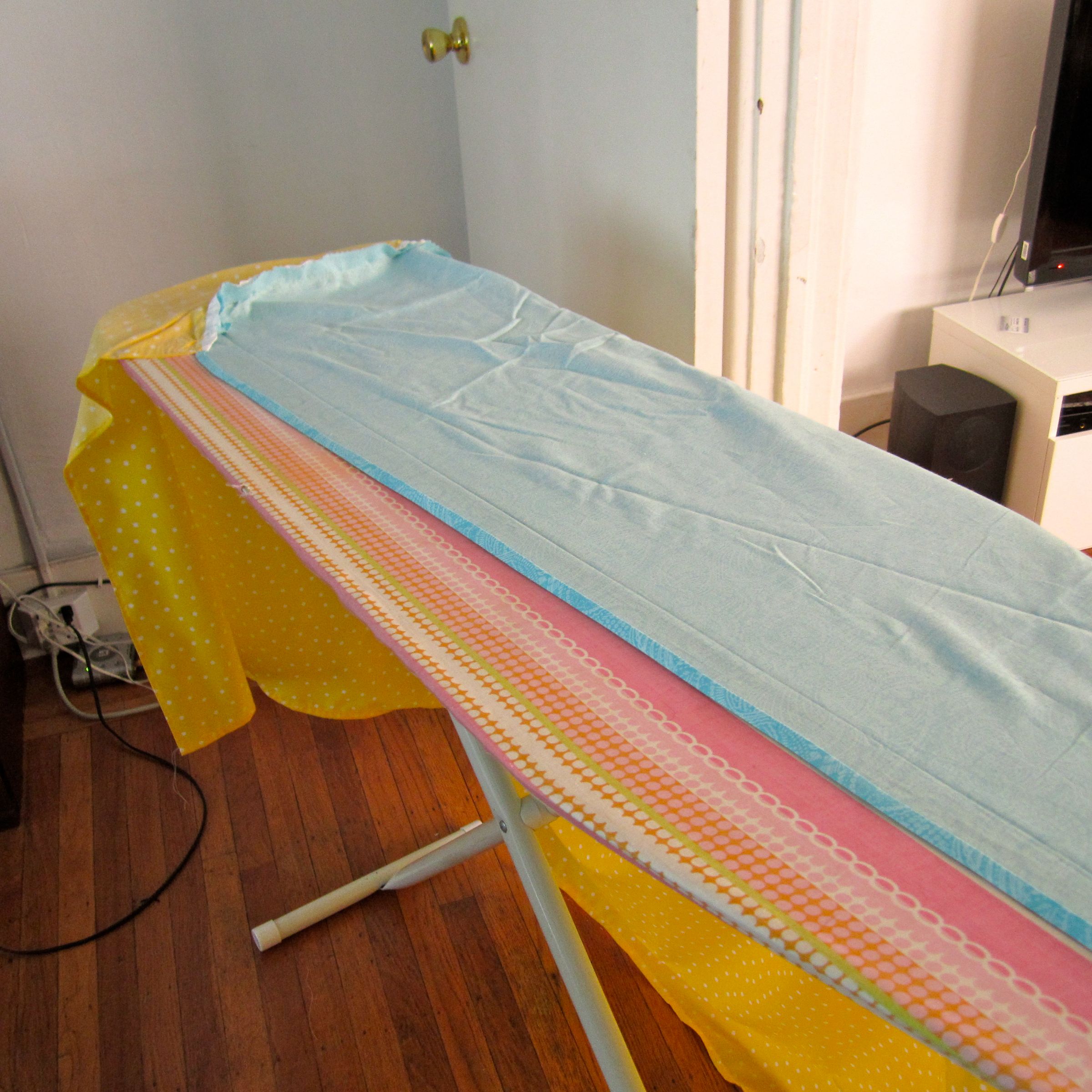 Craft Fair Table Cover : 10 Steps (with Pictures) - Instructables