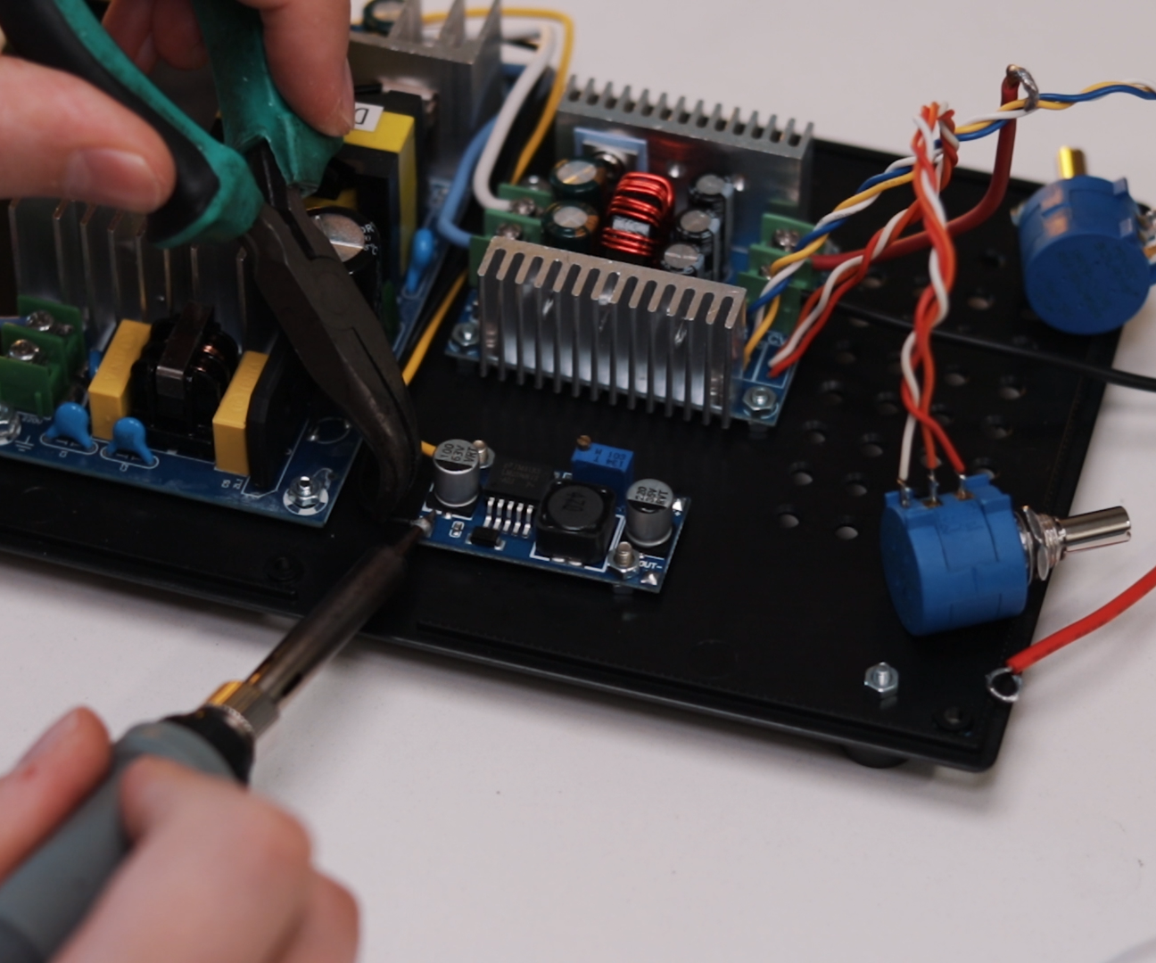 DIY Lab Bench Power Supply [Build + Tests] : 16 Steps (with Pictures ...