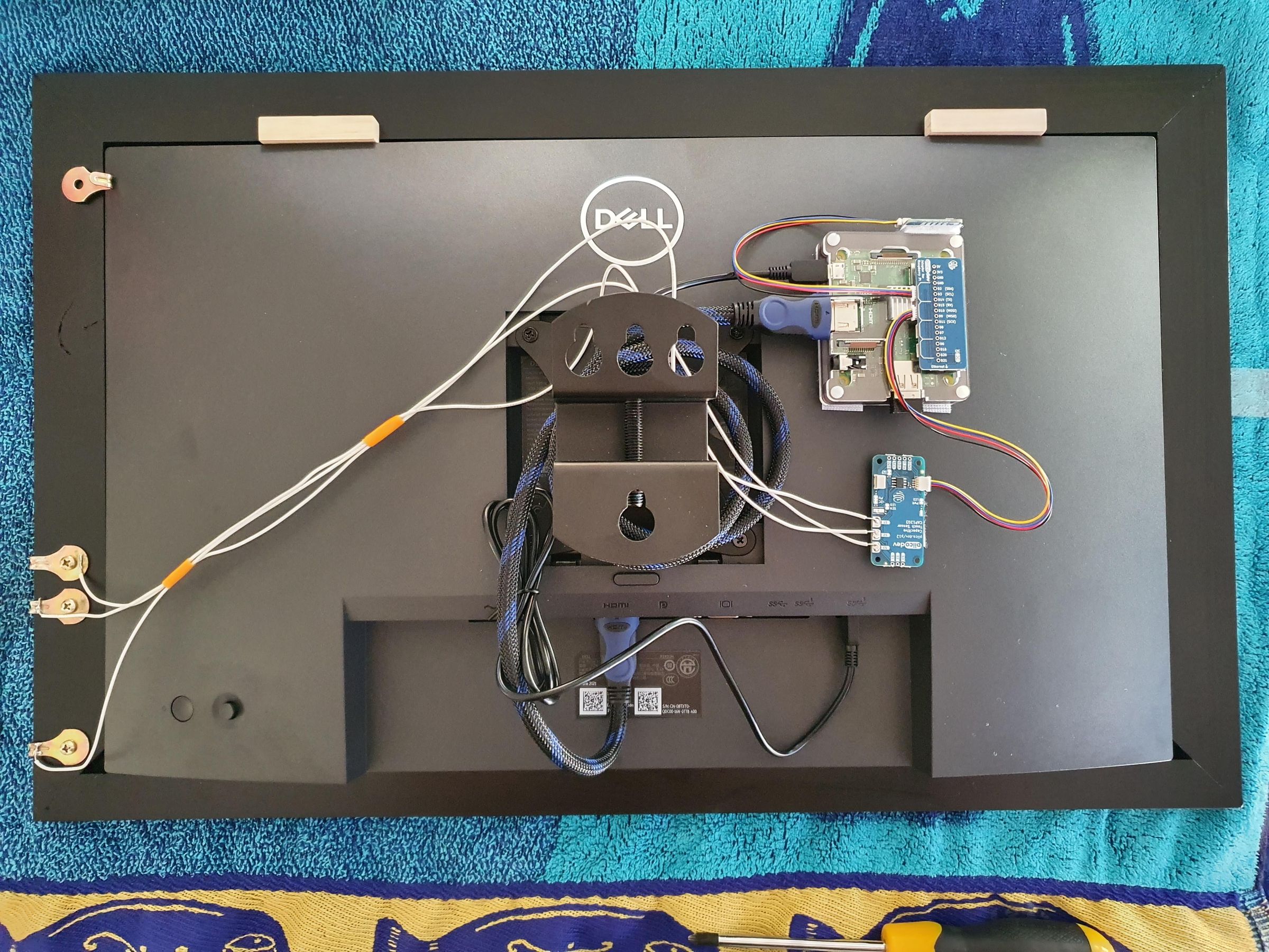 DIY Raspberry Pi 24" Digital Picture Photo Frame : 14 Steps (with ...