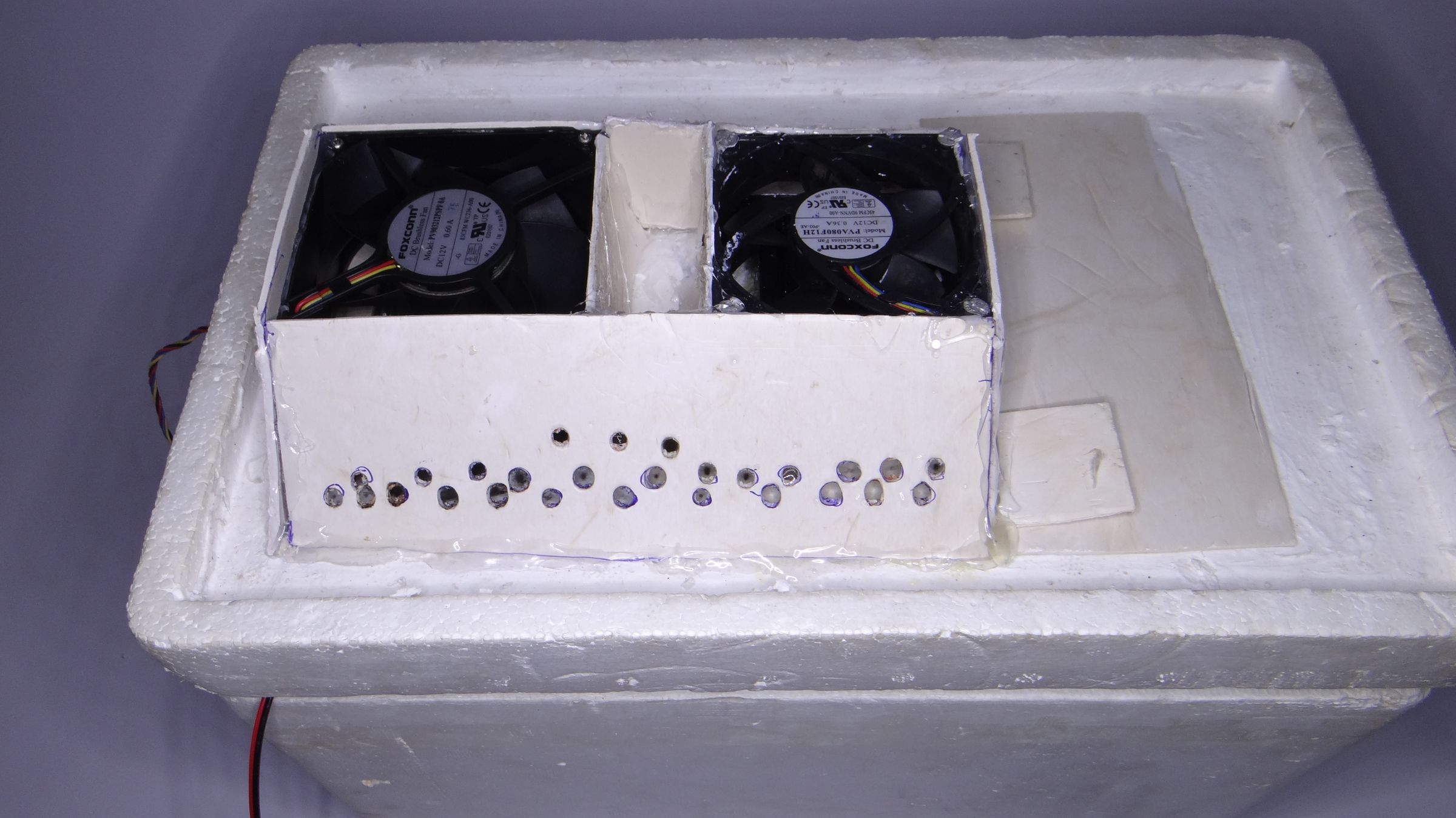 DIY Peltier Beverage Cooler Box : 9 Steps (with Pictures) - Instructables