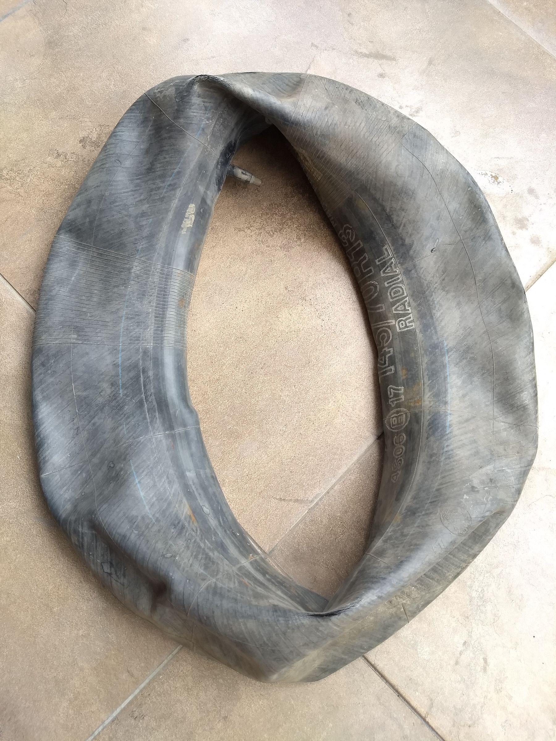 Make a Planter Using Car Inner Tube : 4 Steps (with Pictures ...