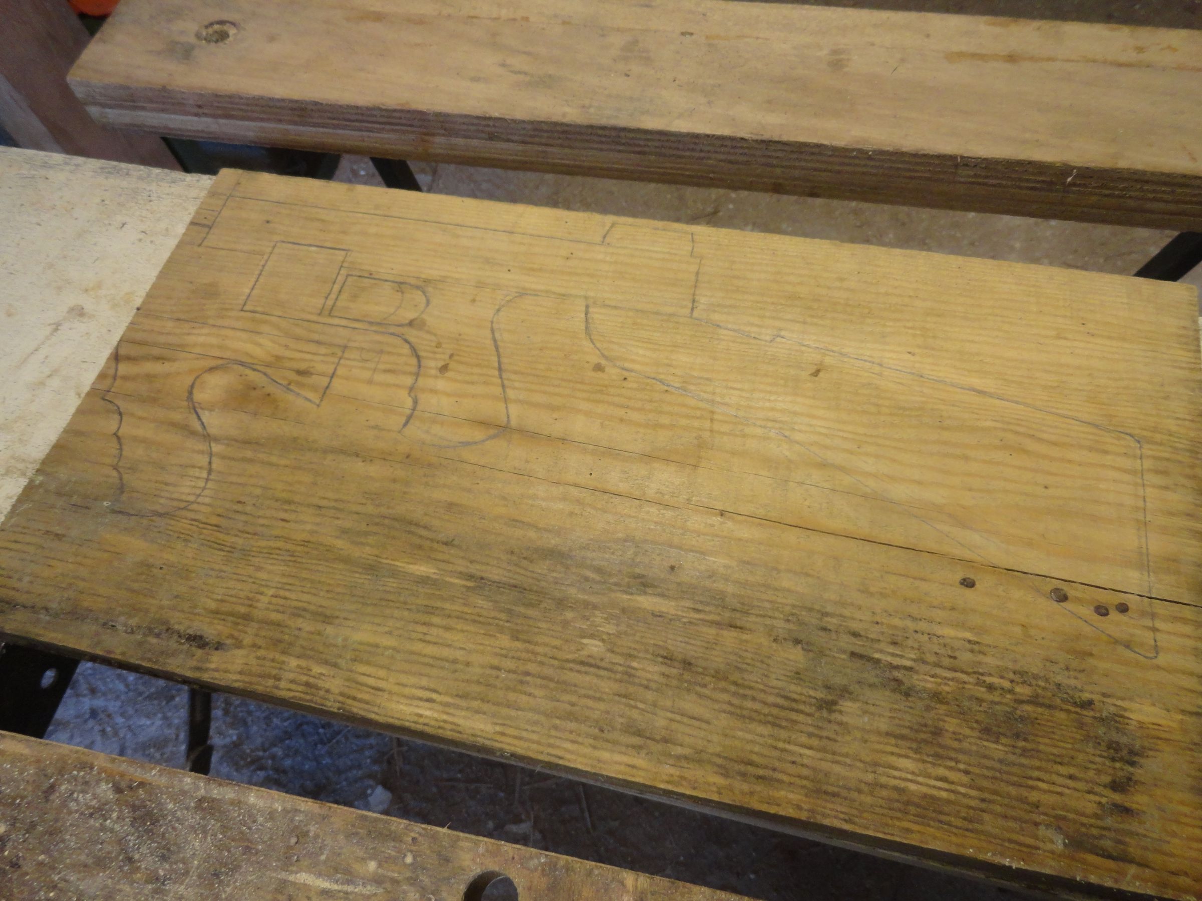 Wood Tommy Gun Replica : 25 Steps - Instructables