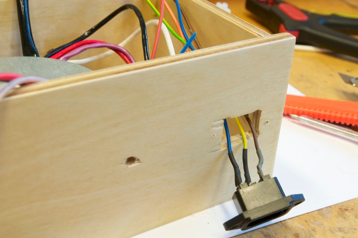 Make Your First Serious Amplifier : 10 Steps (with Pictures ...