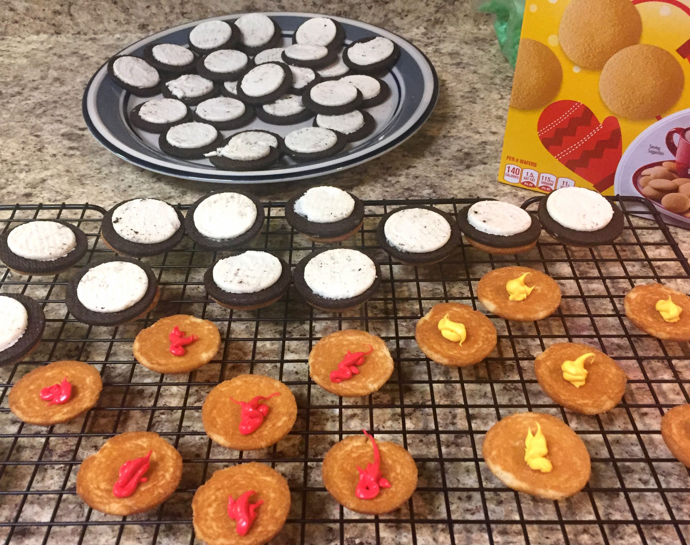 Mini Hamburger Cookies : 18 Steps (with Pictures) - Instructables
