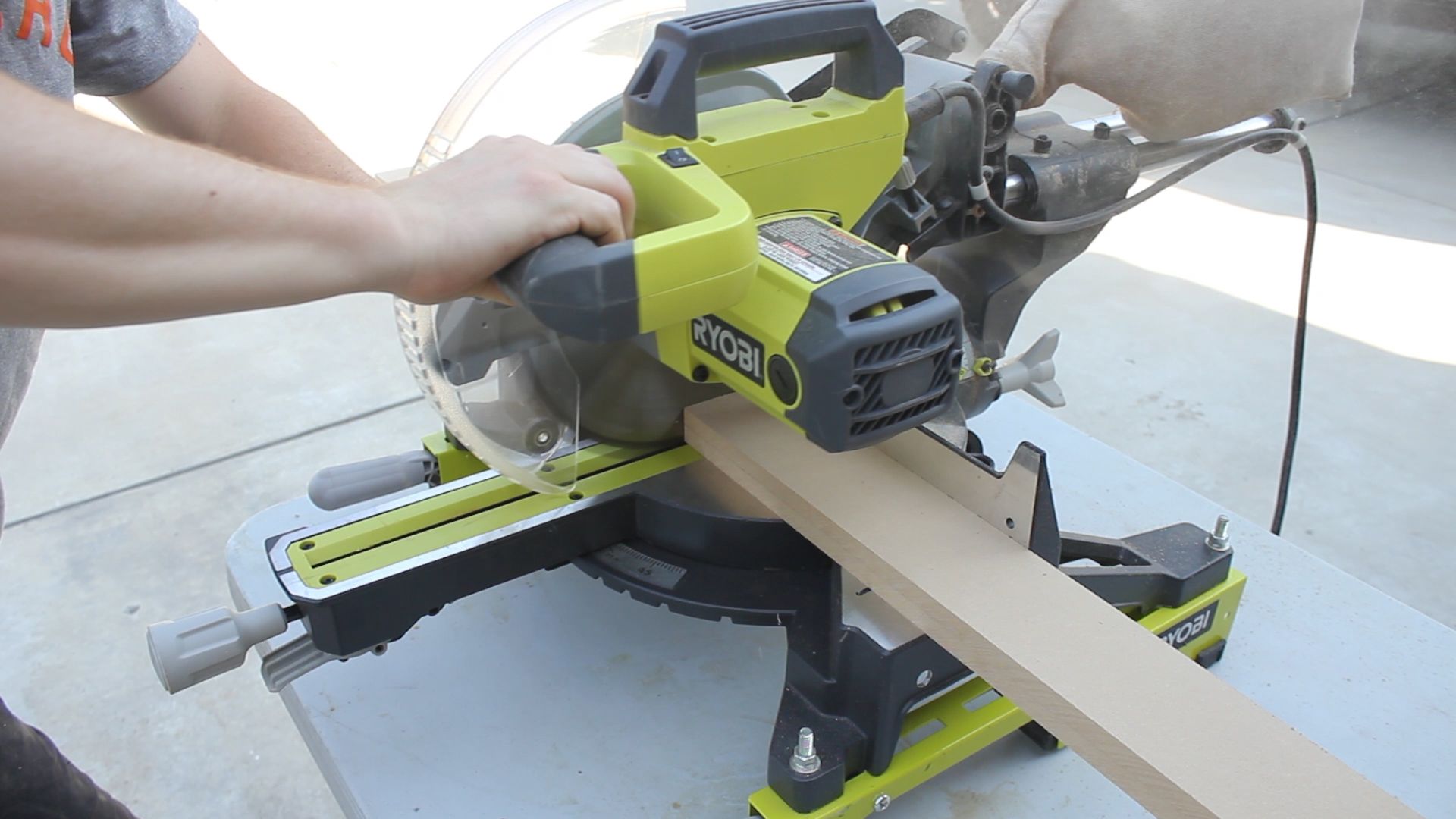 How to Make a $20 Router Sled : 13 Steps (with Pictures) - Instructables