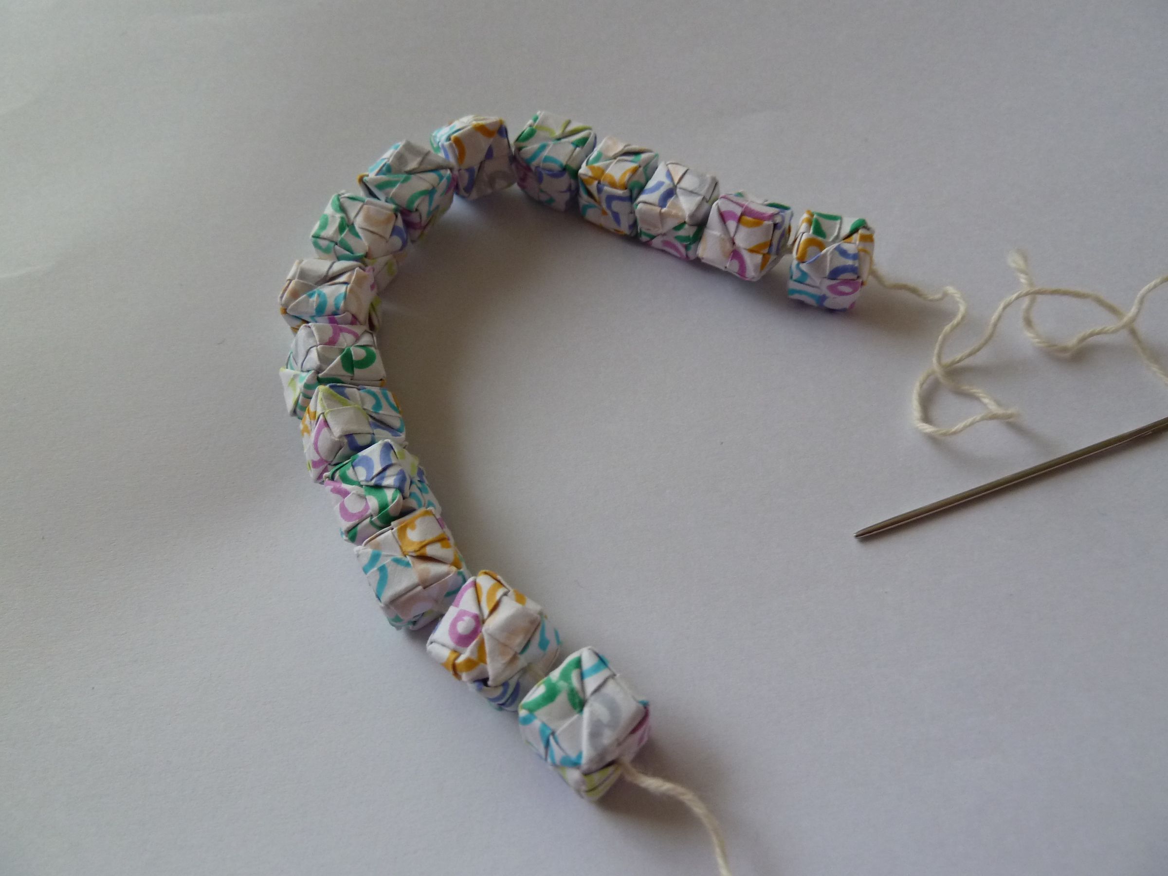 Origami Bracelet : 7 Steps (with Pictures) - Instructables