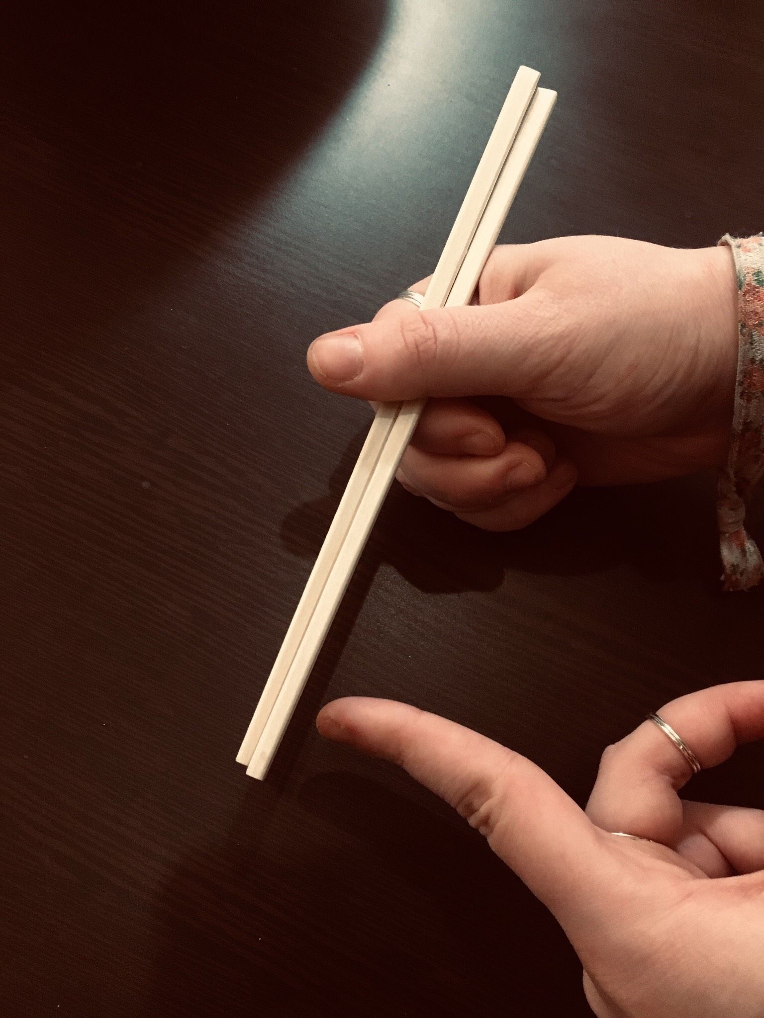 How to Hold Chopsticks : 11 Steps - Instructables