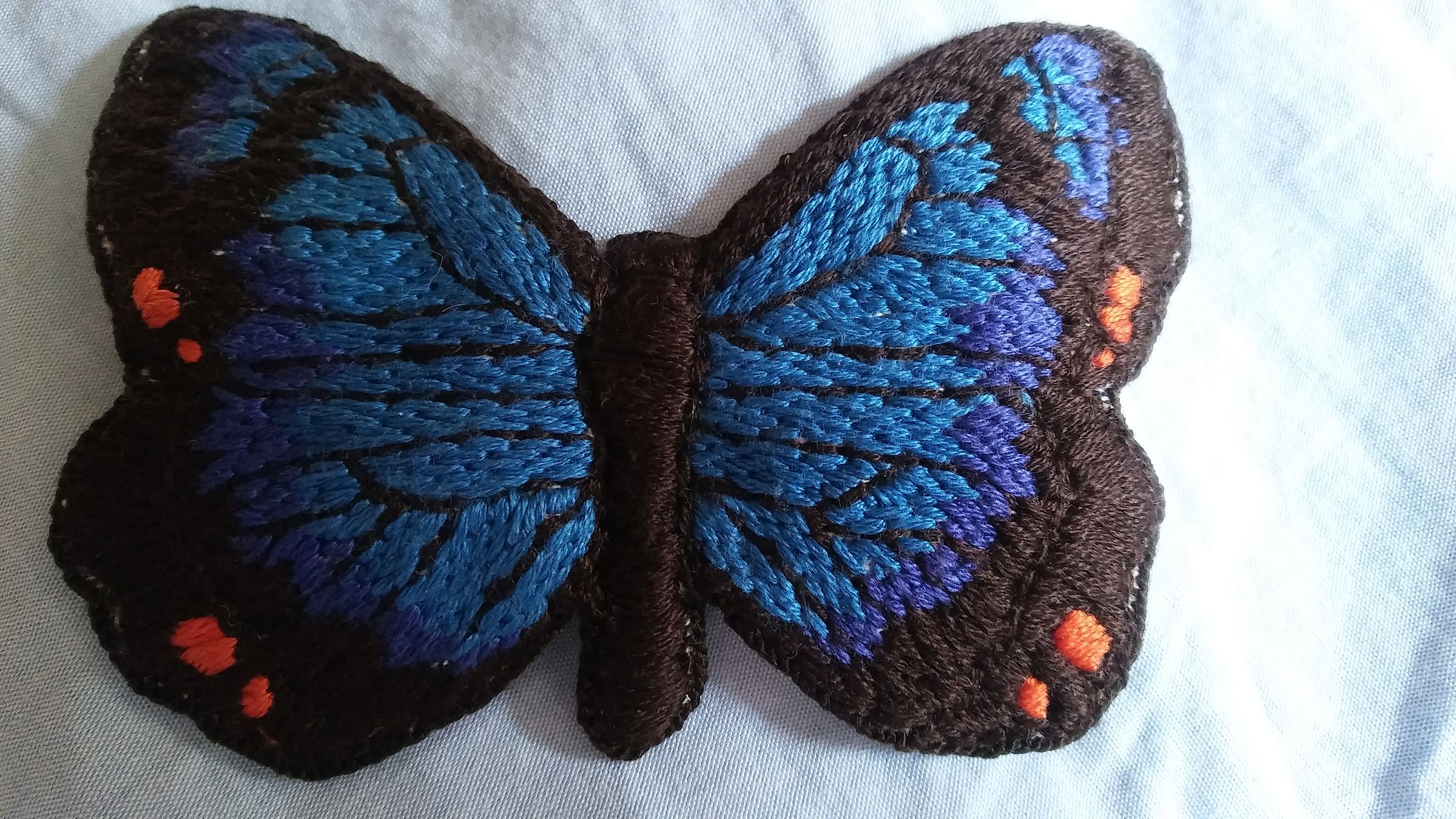 Finish a Hand-Embroidered Patch Like You Mean It : 5 Steps (with ...