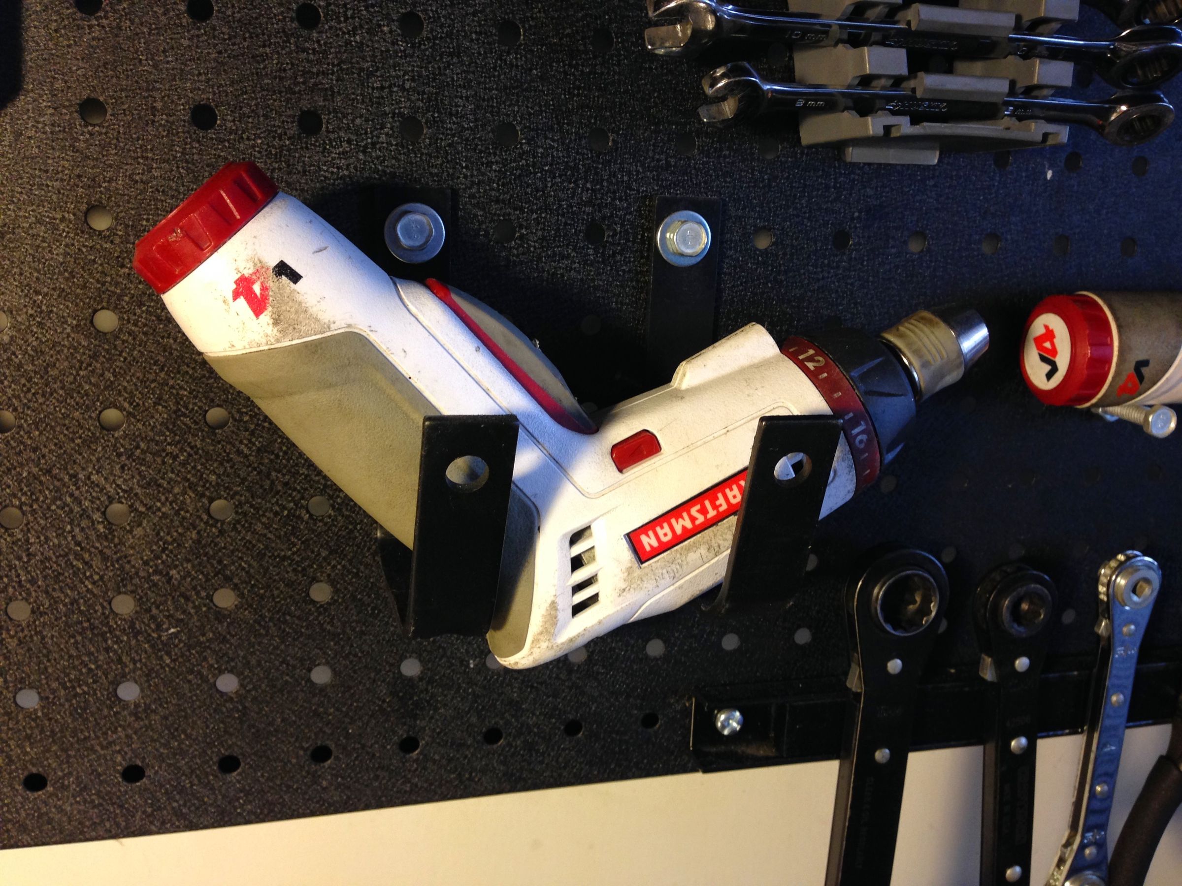 SBoaB- Simple Brackets on a Budget : 5 Steps (with Pictures ...