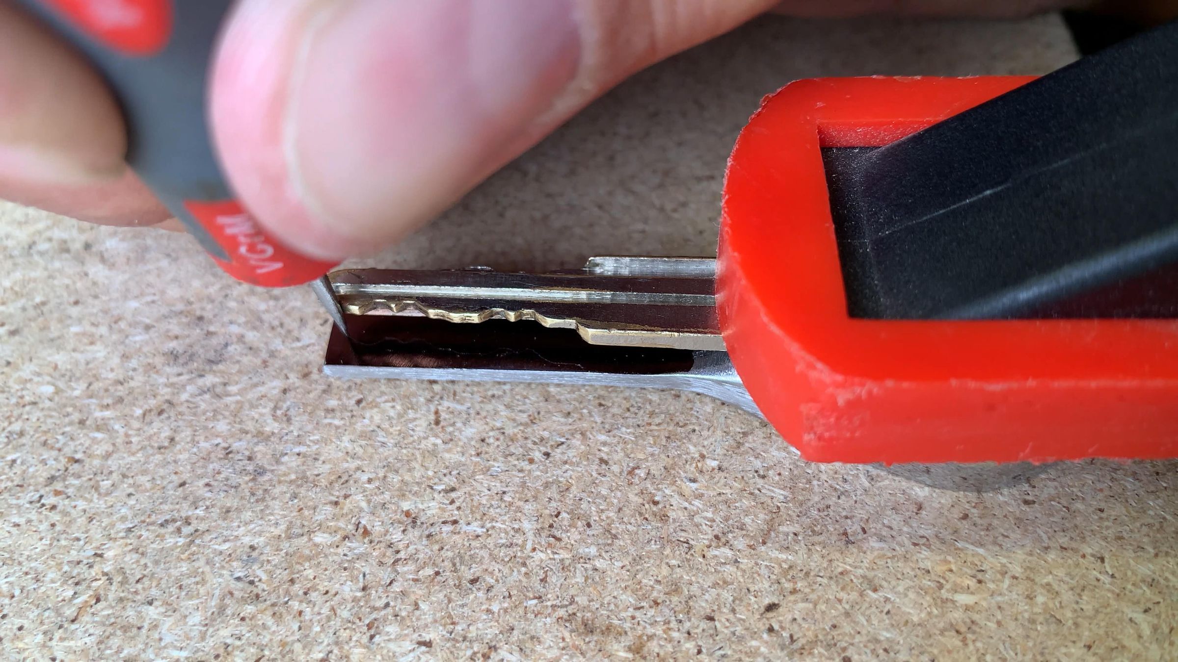 A Car Key Made From a Ratcheting Wrench : 7 Steps (with Pictures ...