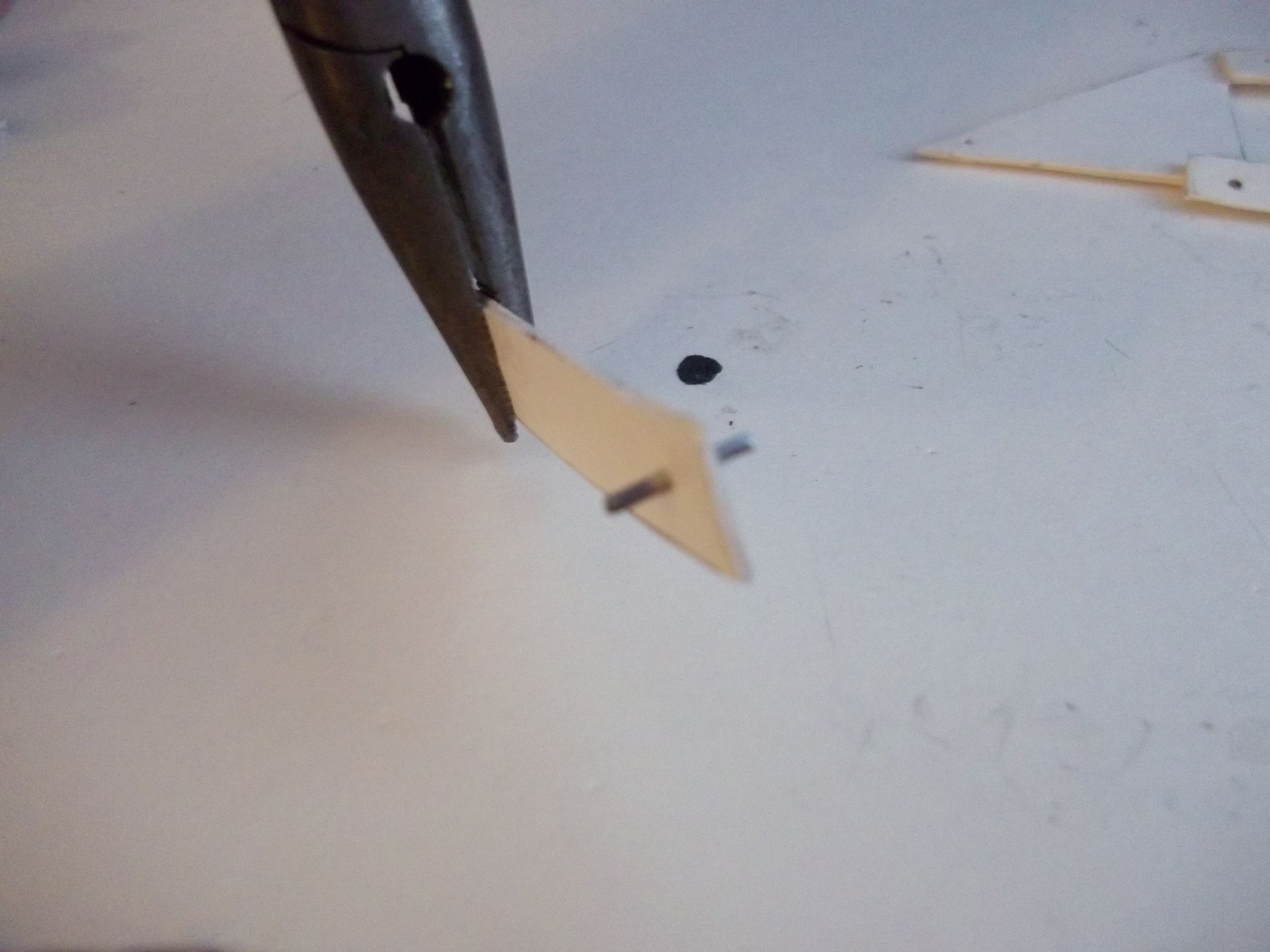 Paper Strandbeest Mk 2 : 8 Steps - Instructables