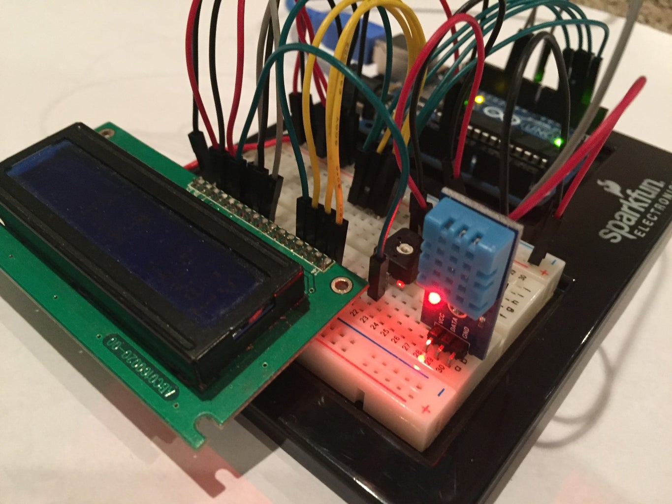 Portable Arduino Uno Temperature And Humidity Sensor With Lcd Screen