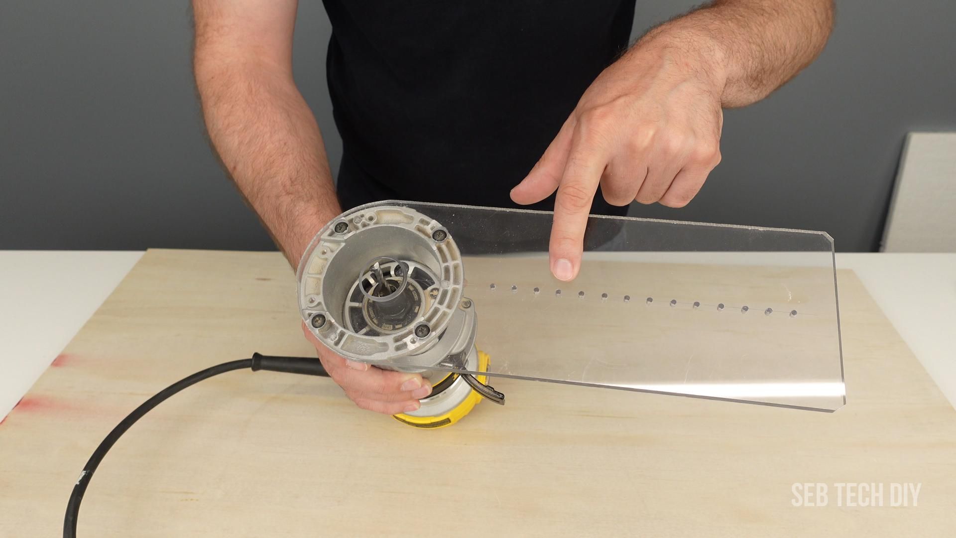 Circle Jig for Router - 5$ Basic and Easy Cutting Jig : 11 Steps (with ...