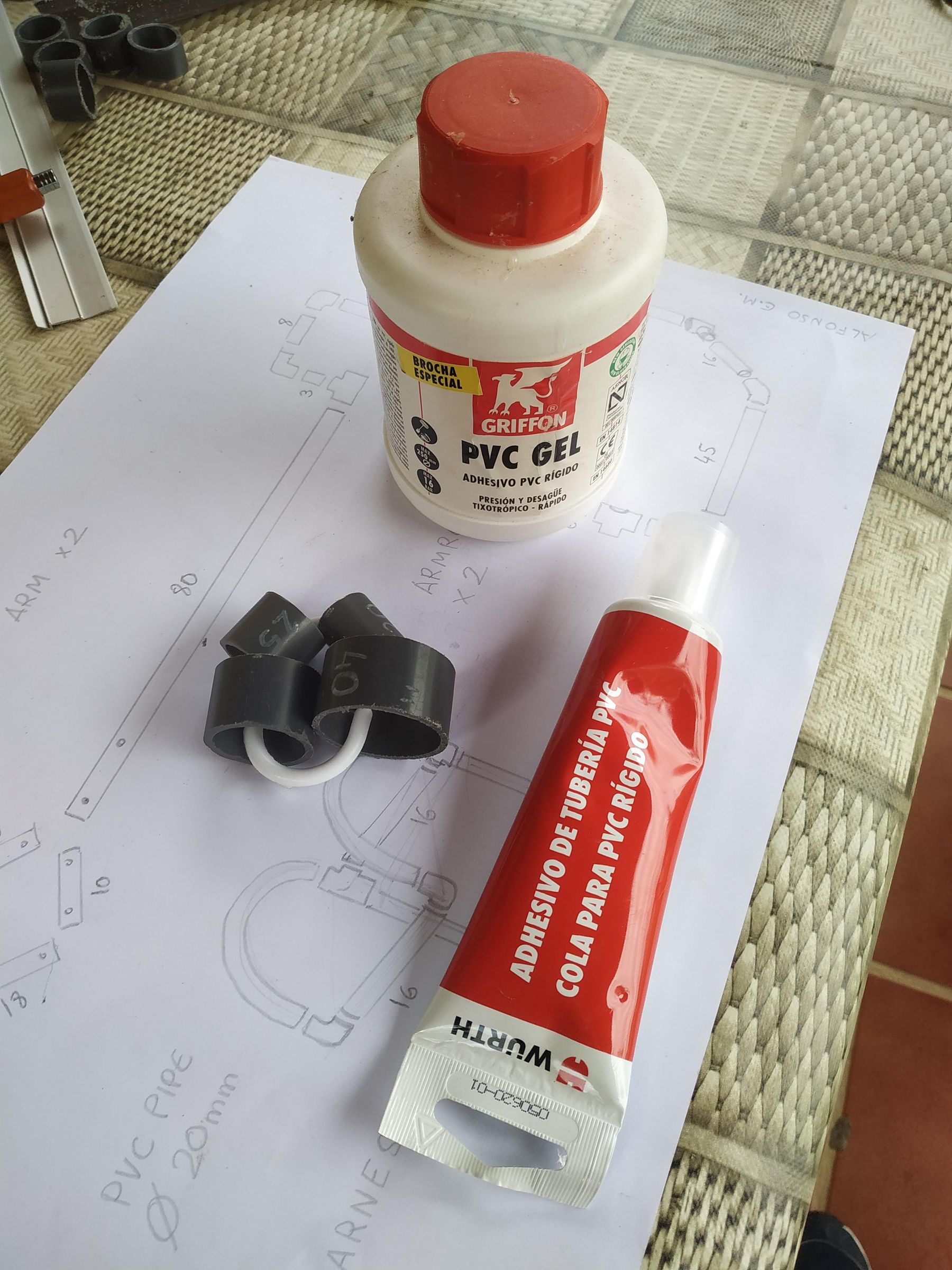 Dr. Sixtopus: a PVC Exoskeleton for Kids : 6 Steps (with Pictures ...