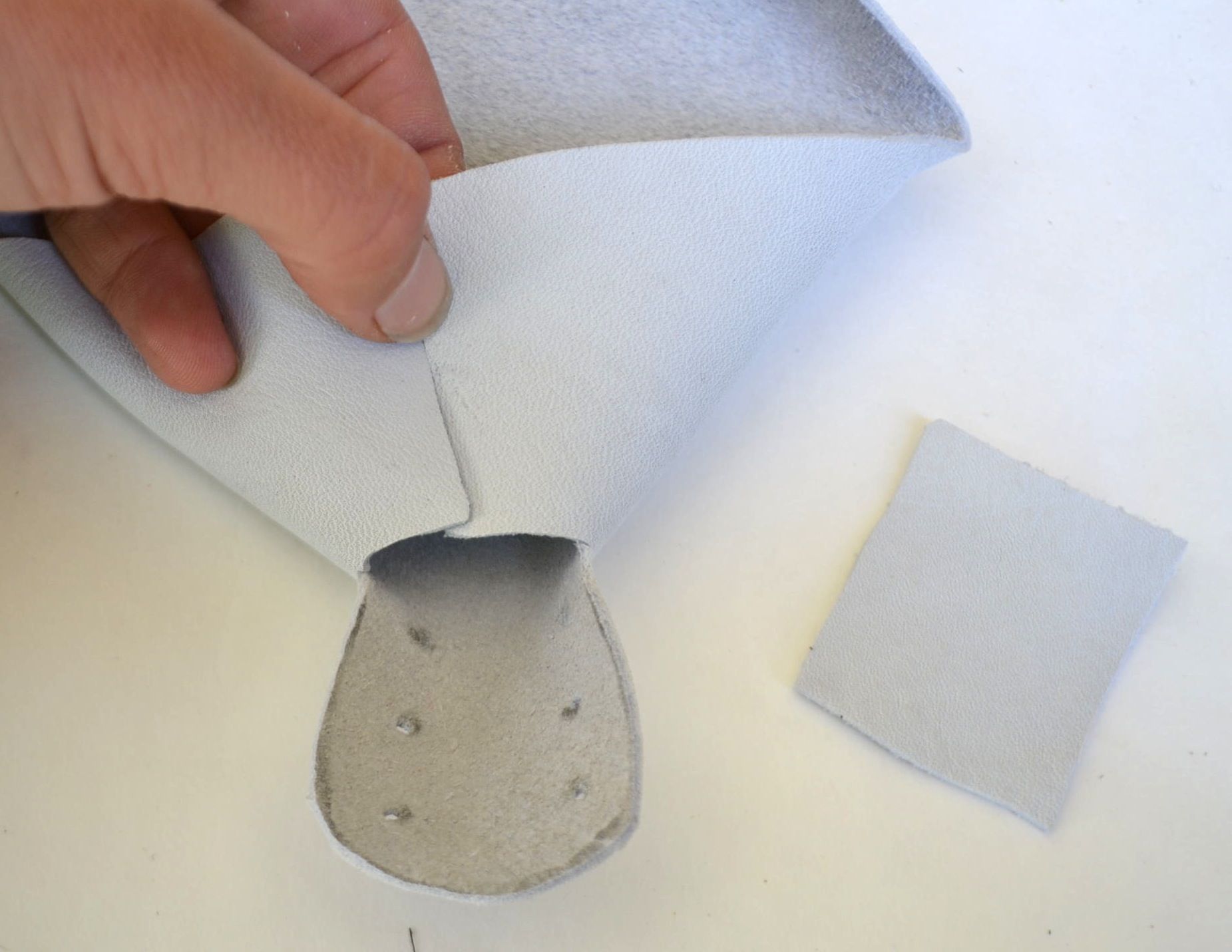 DIY MOCCASIN : 10 Steps (with Pictures) - Instructables