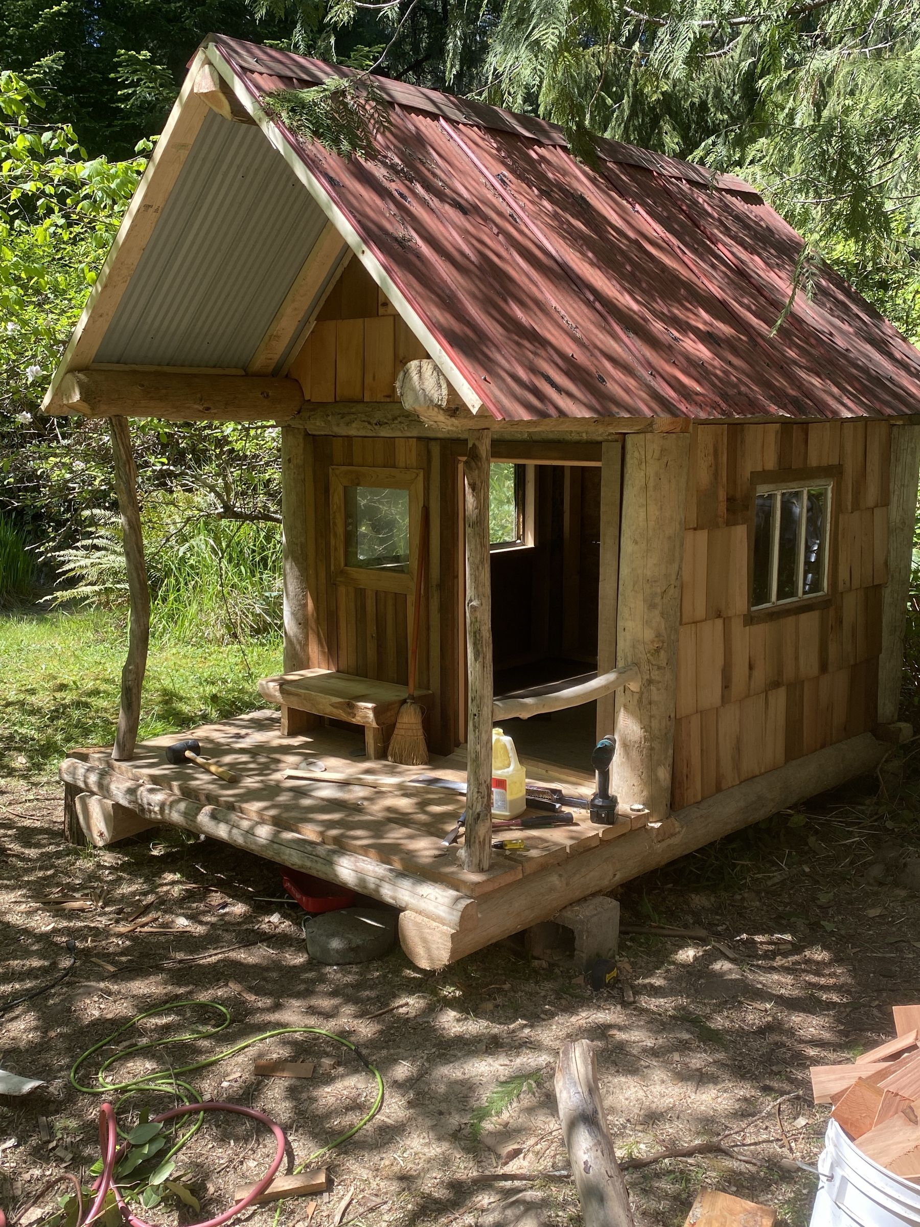 Rustic DIY Play House : 5 Steps (with Pictures) - Instructables