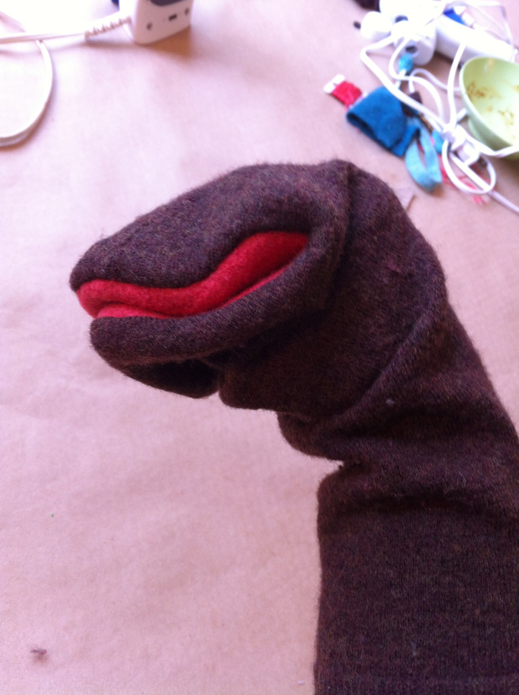 Simple Sweater Puppet : 6 Steps - Instructables