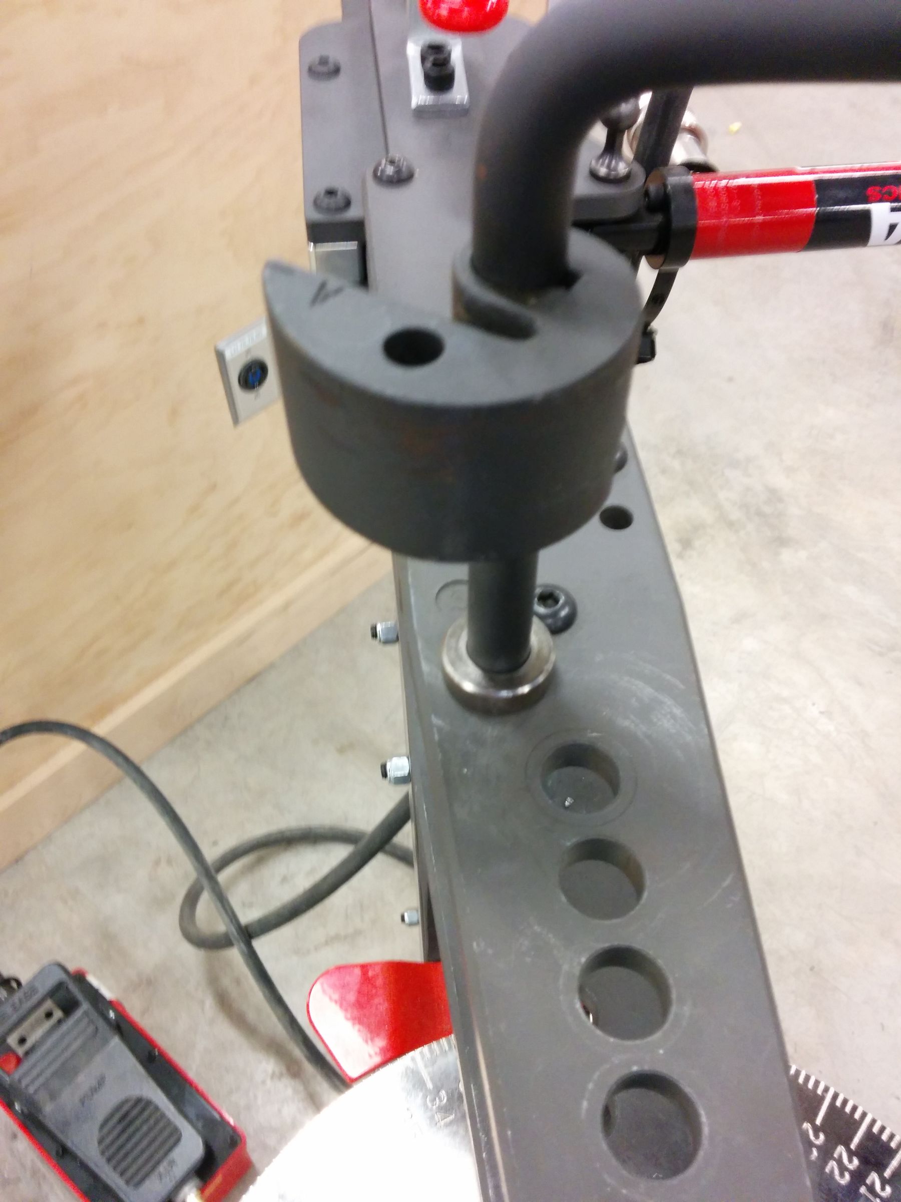 UB-5 Flat Steel Scrolls @ Chandler TechShop : 4 Steps - Instructables