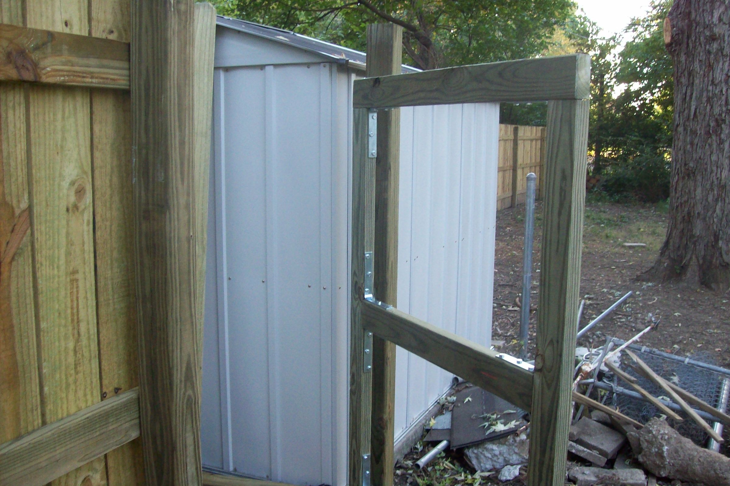 Building a Fence Gate : 6 Steps (with Pictures) - Instructables