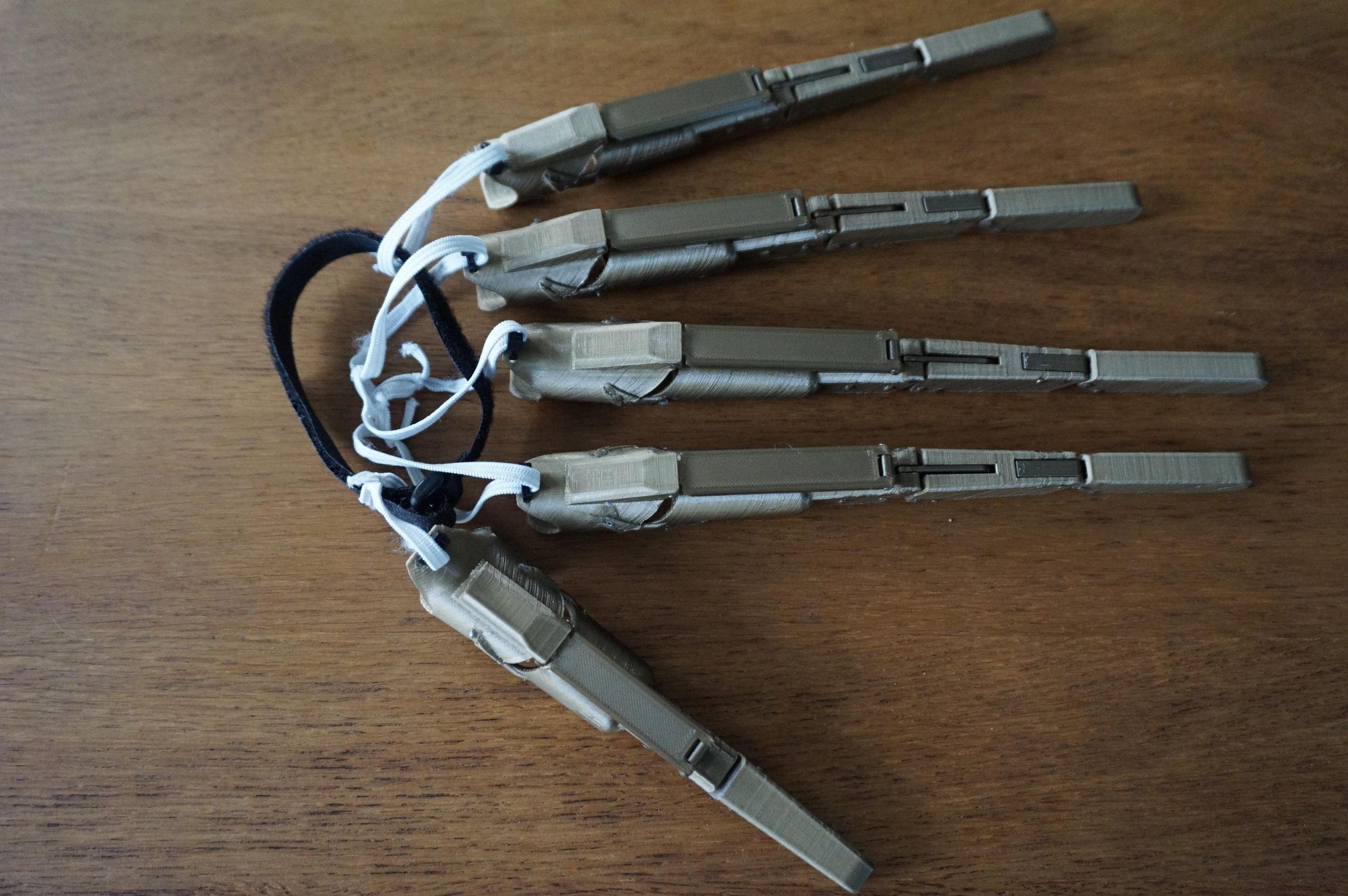 3D Printed Articulated Finger Extensions : 14 Steps (with Pictures ...