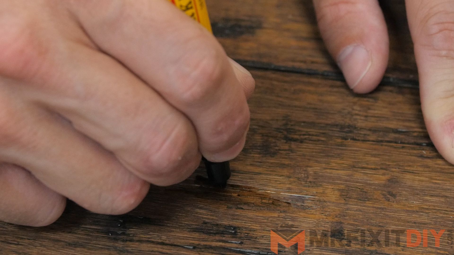 3 DIY Way to Fix a Scratch in Hardwood Floors : 5 Steps (with Pictures ...
