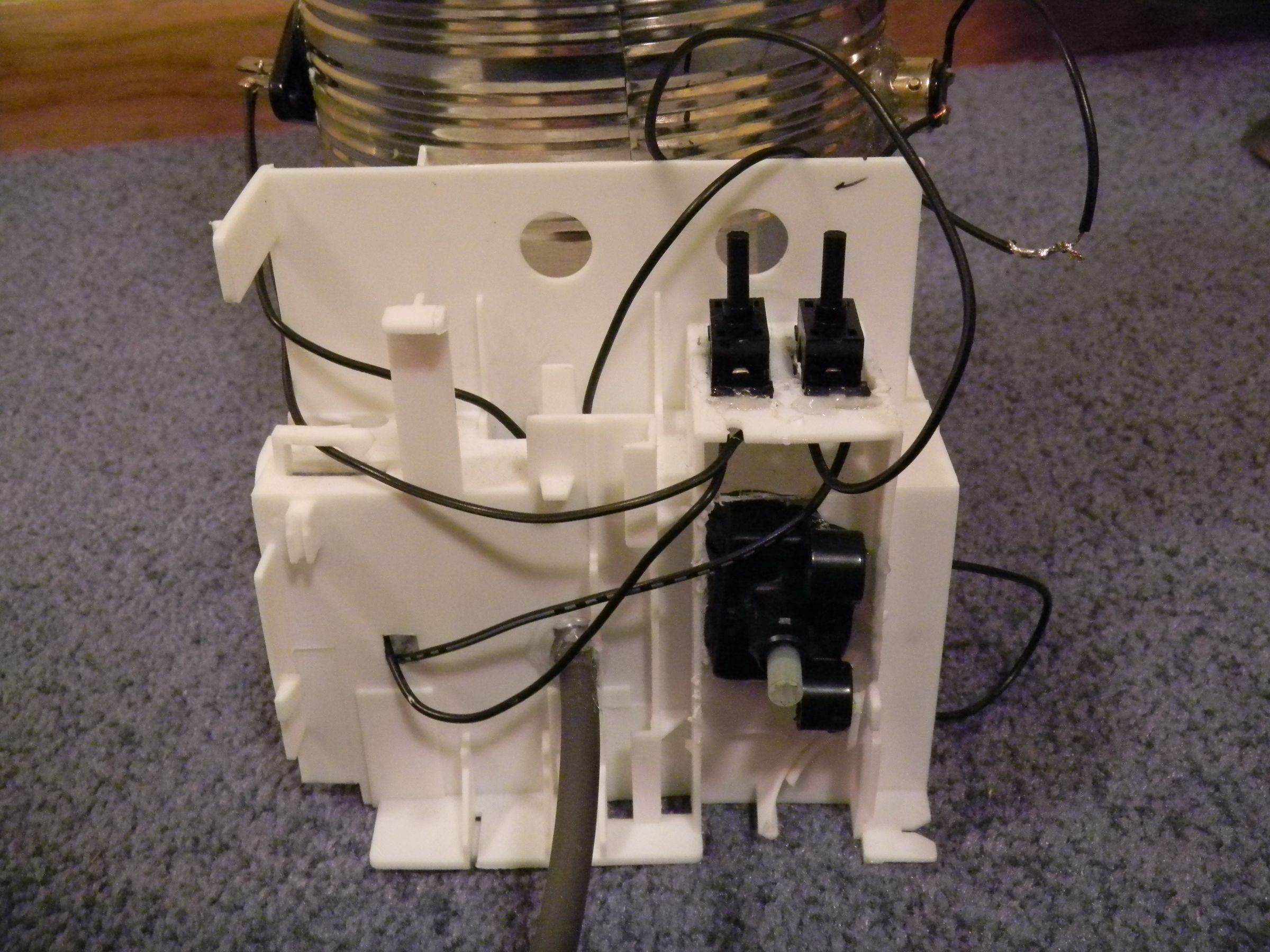 Recycled Parts Food Dehydrator : 6 Steps (with Pictures) - Instructables
