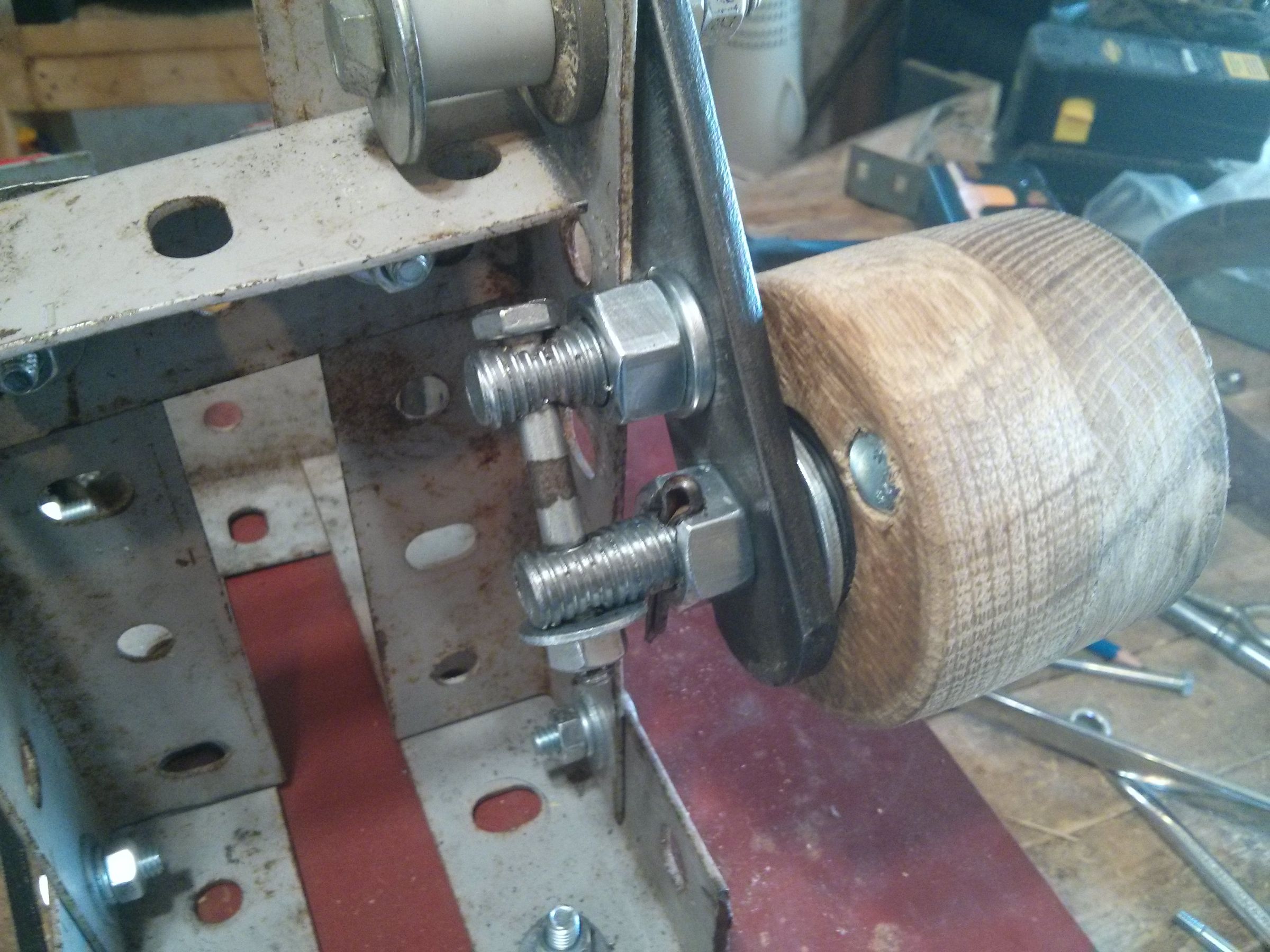 Low Budget Knife-maker's Bench Grinder : 11 Steps (with Pictures ...