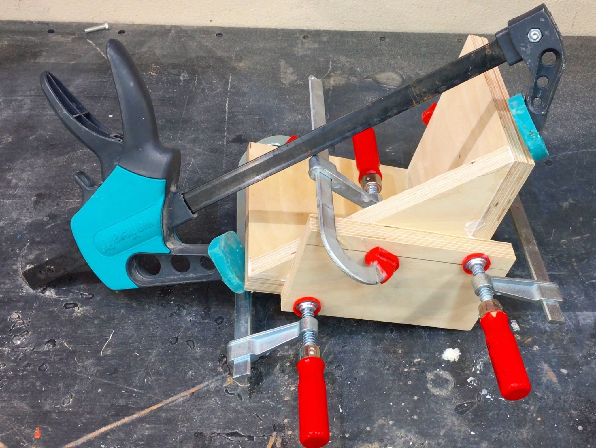 Make a Wall Mount for Your Bench Grinder! : 11 Steps (with Pictures ...