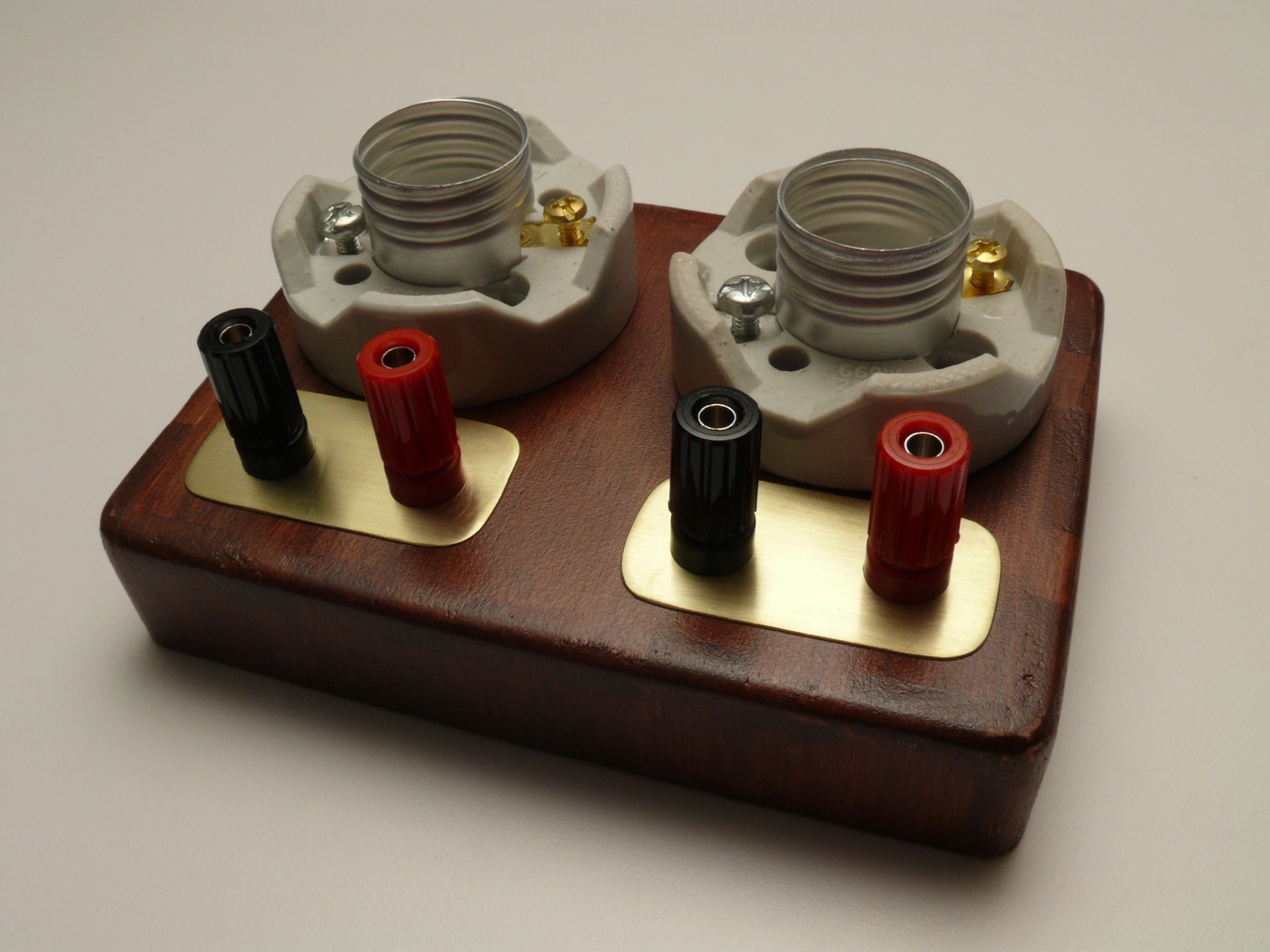 Old-World Light Bulb Load : 8 Steps (with Pictures) - Instructables