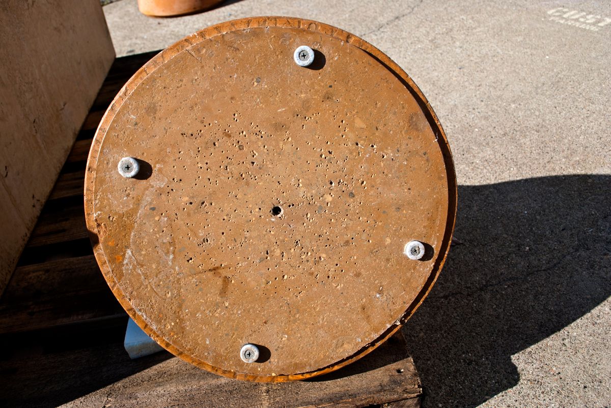 DIY CONCRETE:: Umbrella Base : 4 Steps (with Pictures) - Instructables