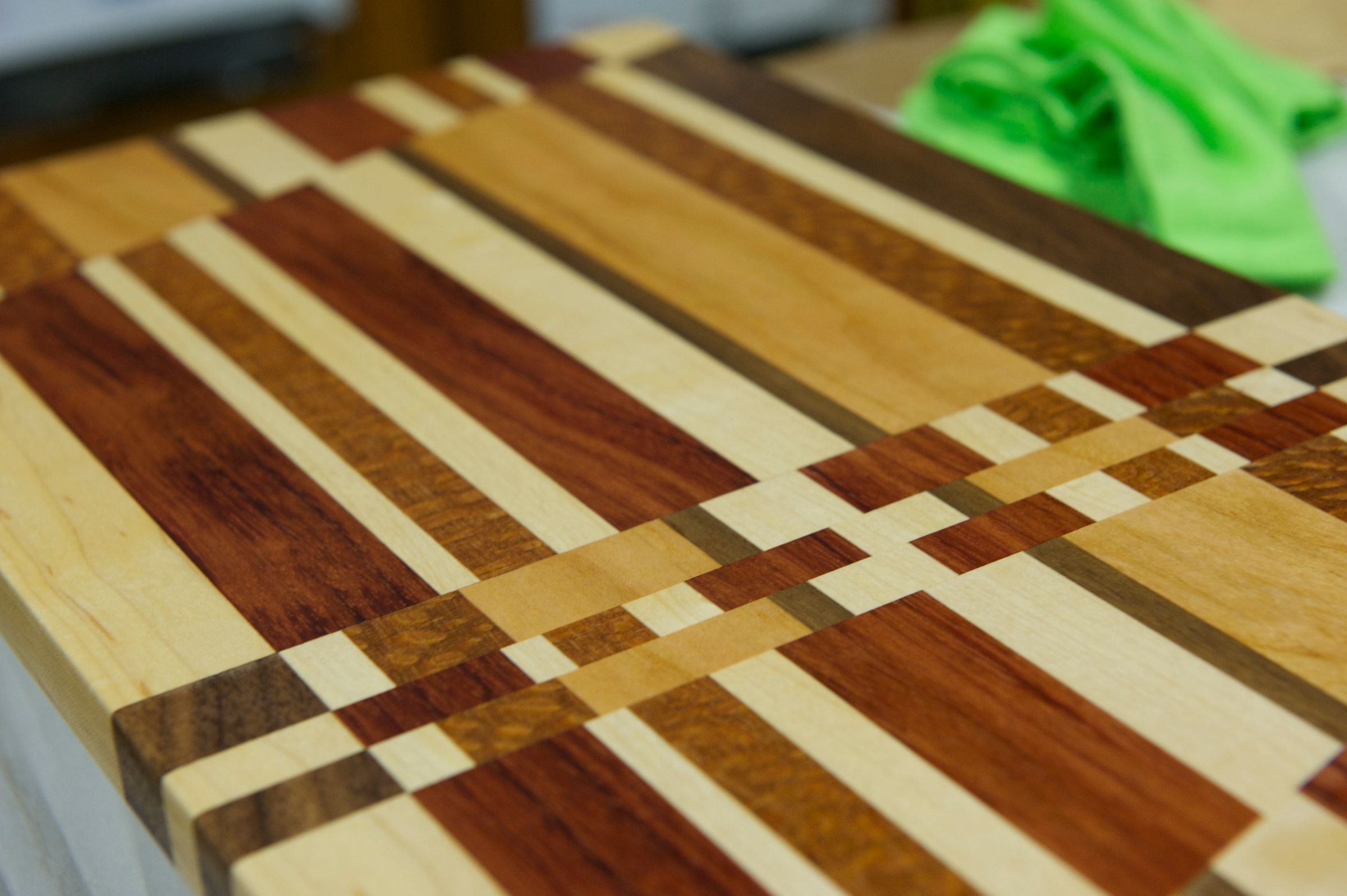 Scrap-Wood Cutting Board (with Pictures) - Instructables