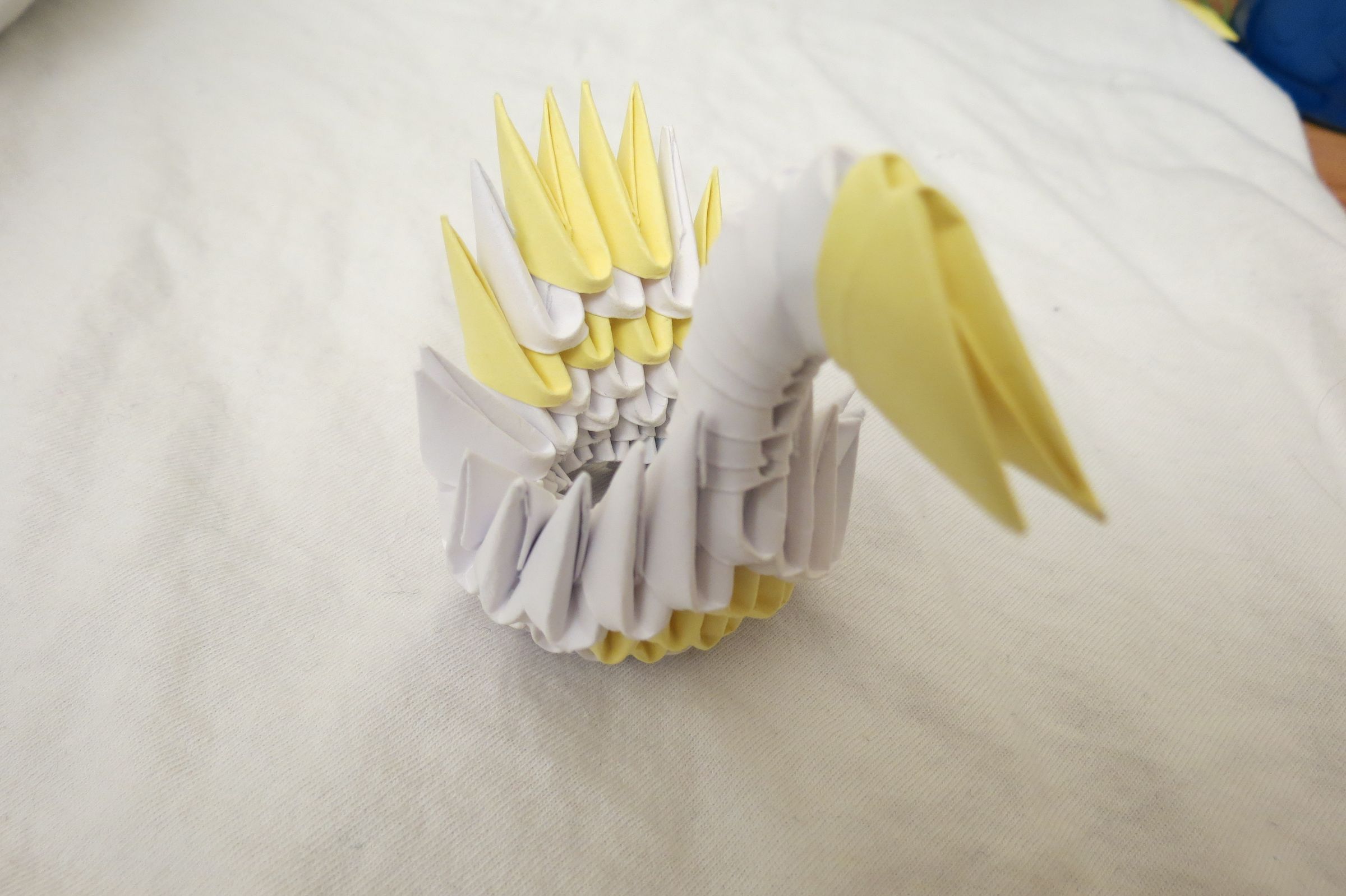 Modular Origami | Mini Feathered-Tail Peacock | 139 Pieces : 8 Steps ...