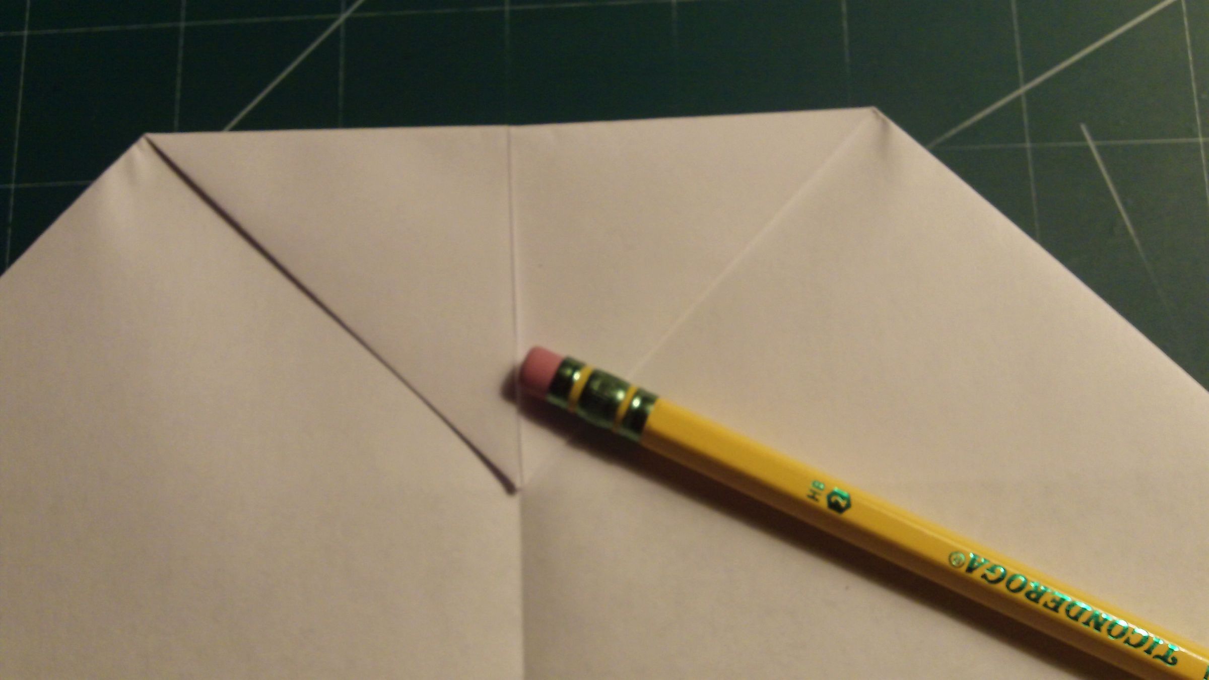 How to Make the Harrier Paper Airplane : 7 Steps - Instructables