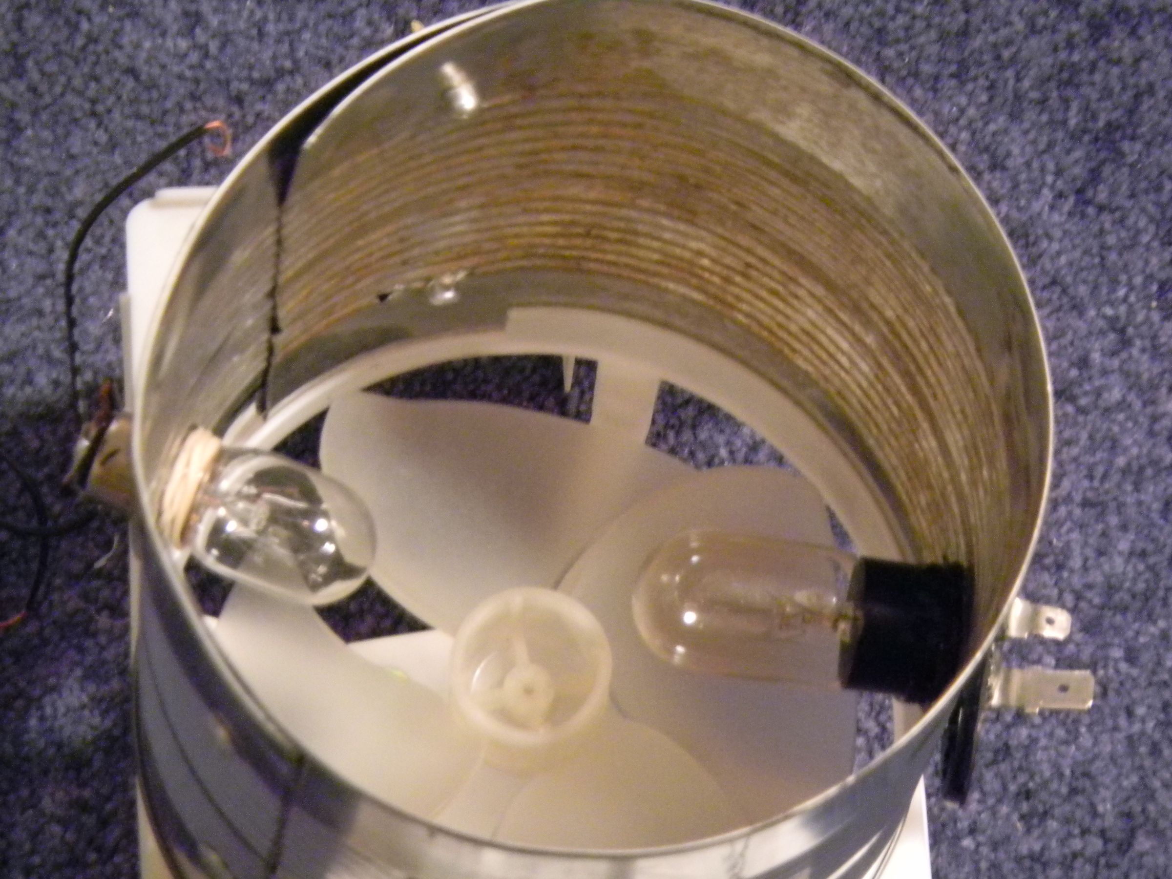 Recycled Parts Food Dehydrator : 6 Steps (with Pictures) - Instructables