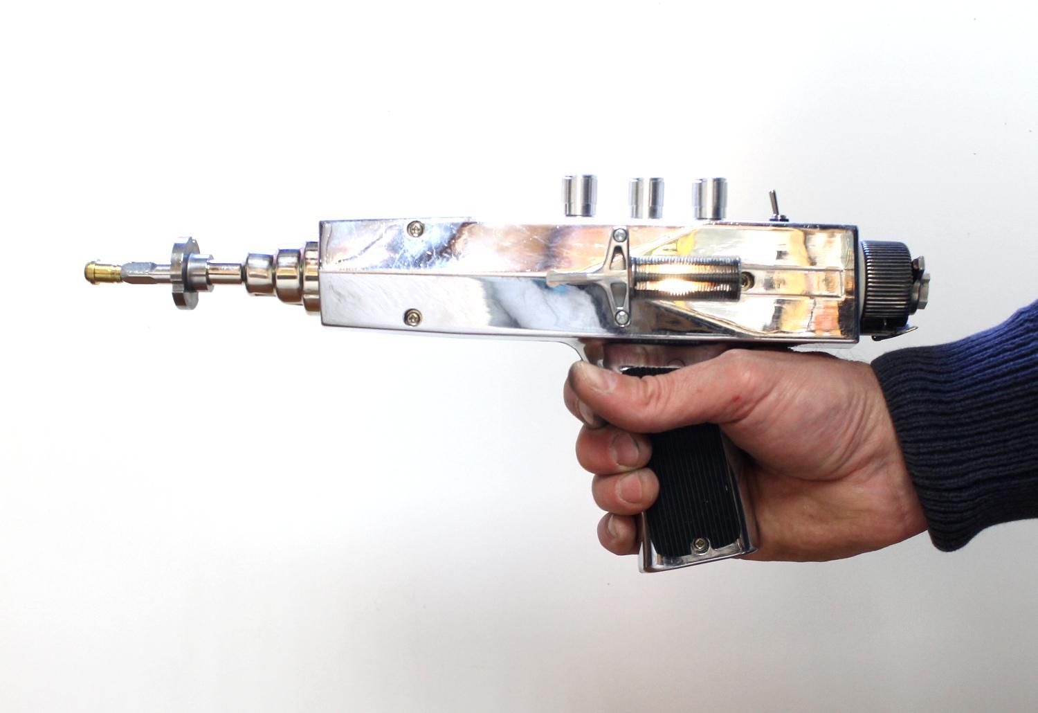 Build a Ray Gun With Sound Effects : 14 Steps (with Pictures ...