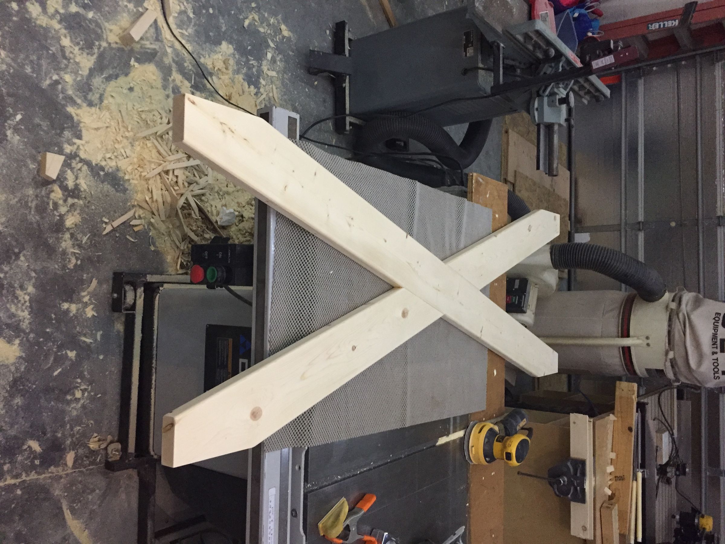 Laminated 2X4 Work Tables : 9 Steps (with Pictures) - Instructables