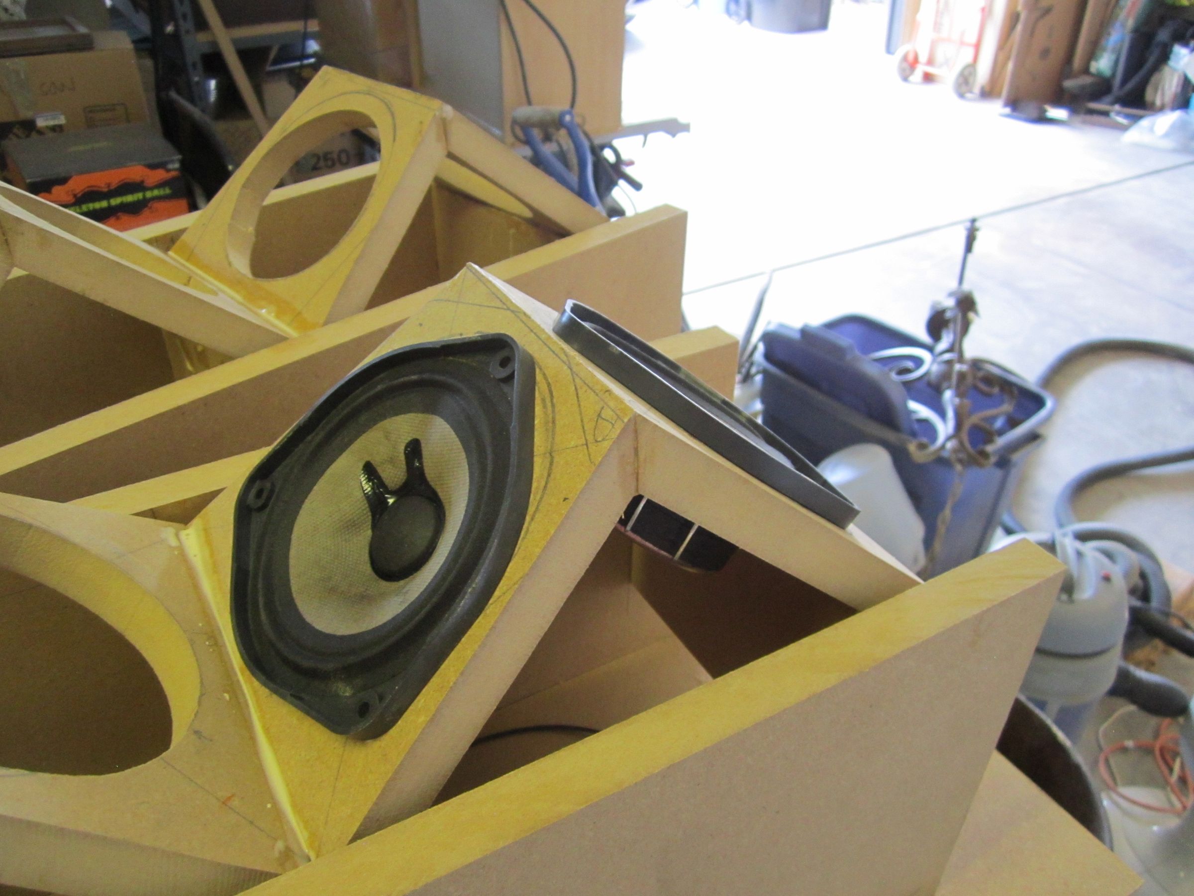 Speaker Build : 9 Steps (with Pictures) - Instructables