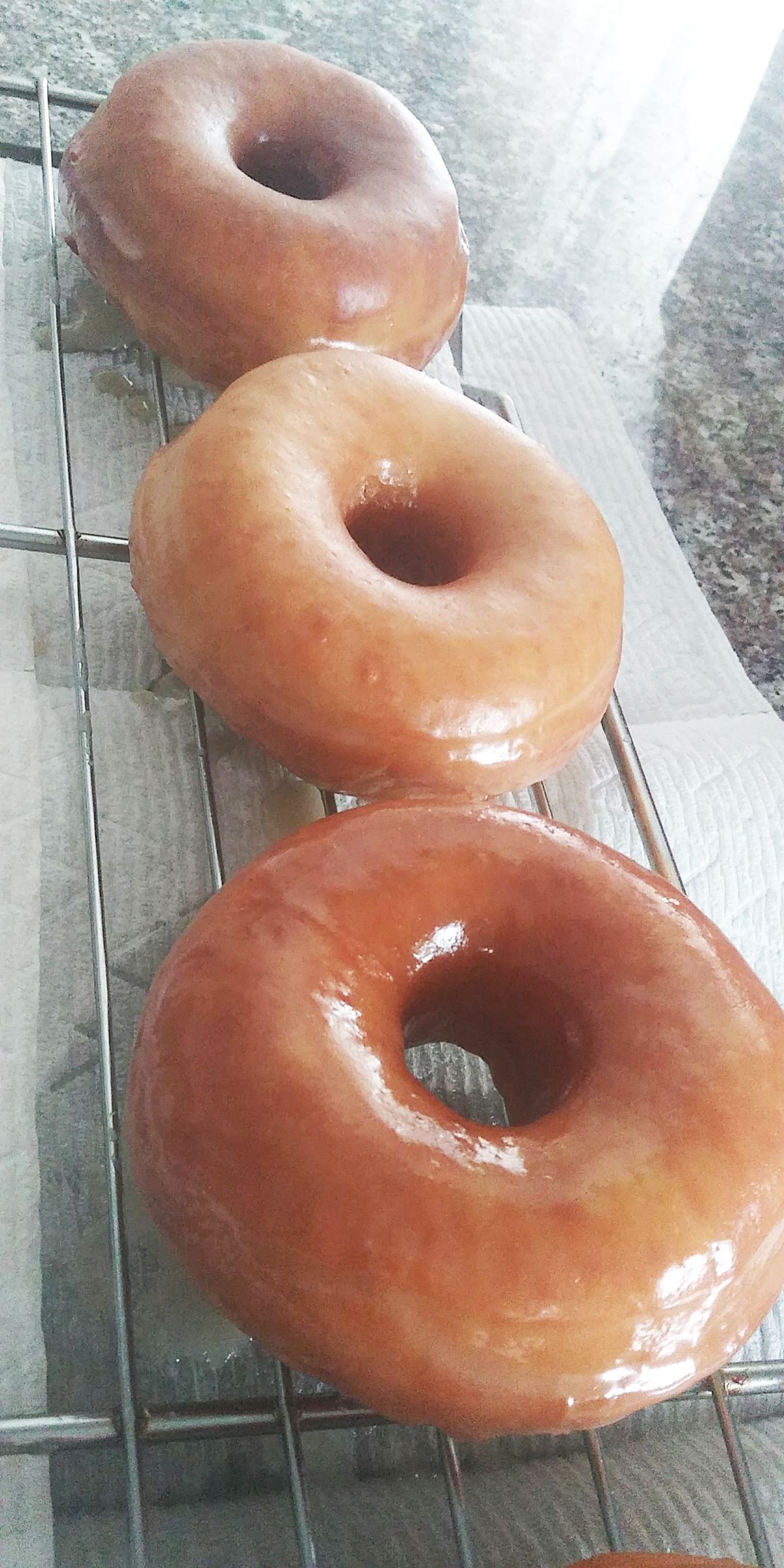 Copycat Krispy Kreme Original Glazed Donuts : 23 Steps (with Pictures ...