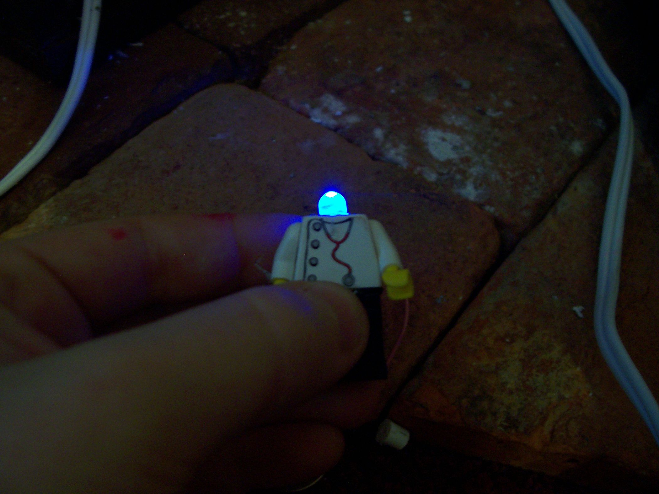 LED Lego Guy : 9 Steps - Instructables