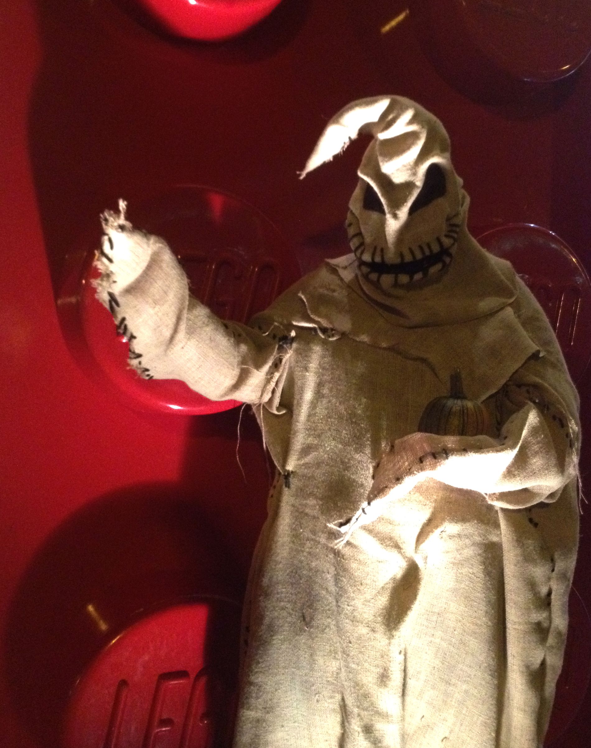 Oogie Boogie Costume (Glows) : 9 Steps (with Pictures) - Instructables