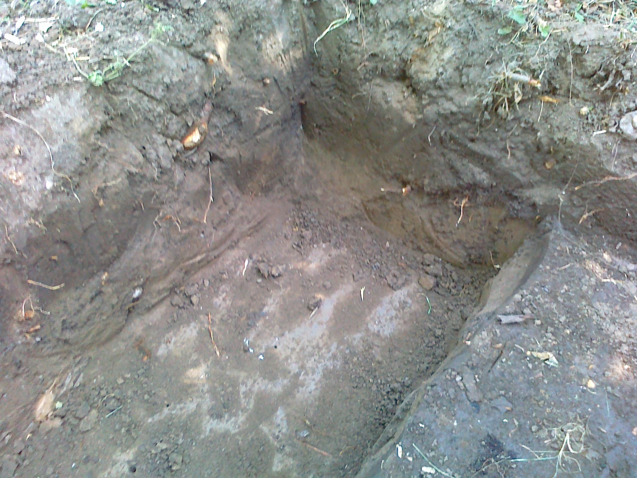 How to Hand Dig a Hole : 5 Steps (with Pictures) - Instructables