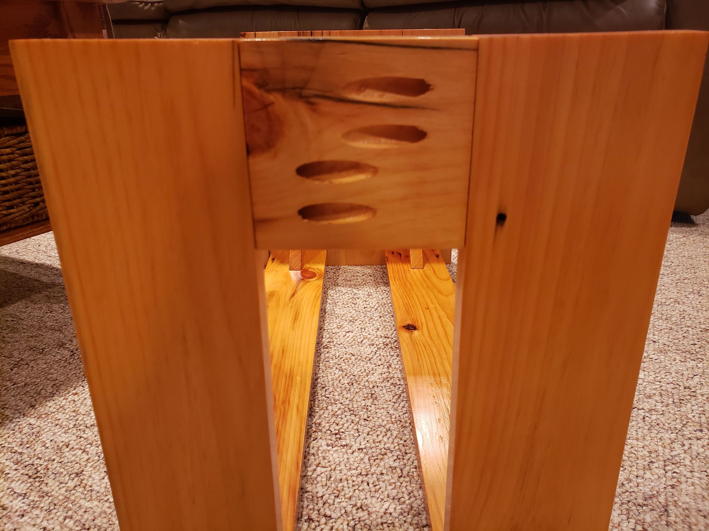 Slide Under End Table : 5 Steps (with Pictures) - Instructables