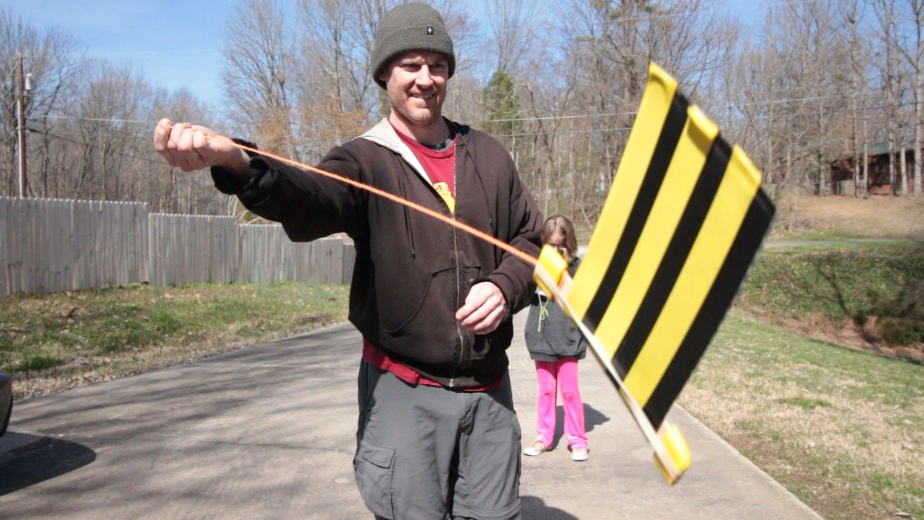 Bee Buzzer - Rubber Band Noise Toy : 19 Steps (with Pictures ...