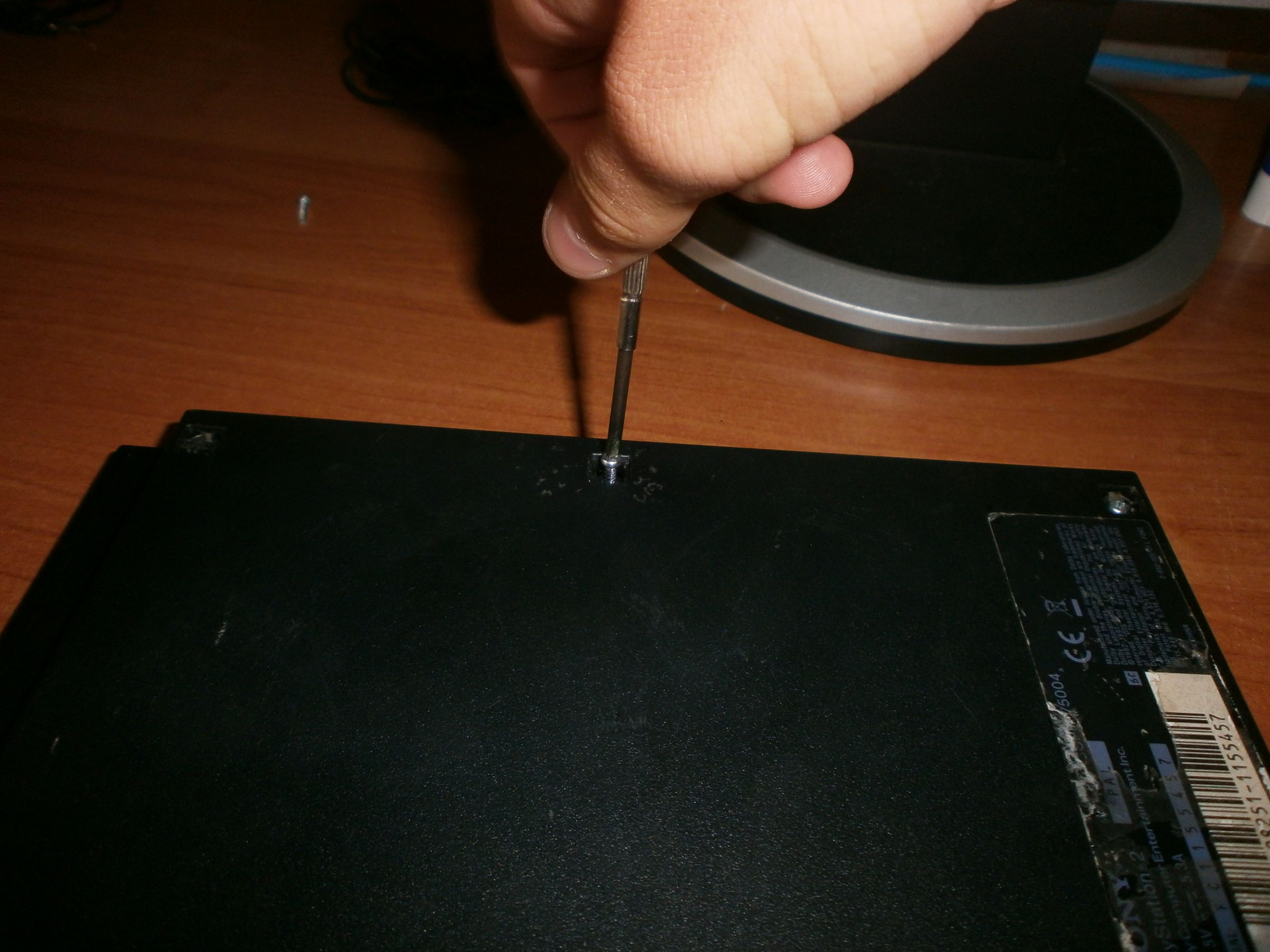How to Clean Playstation 2 Slim : 8 Steps (with Pictures) - Instructables