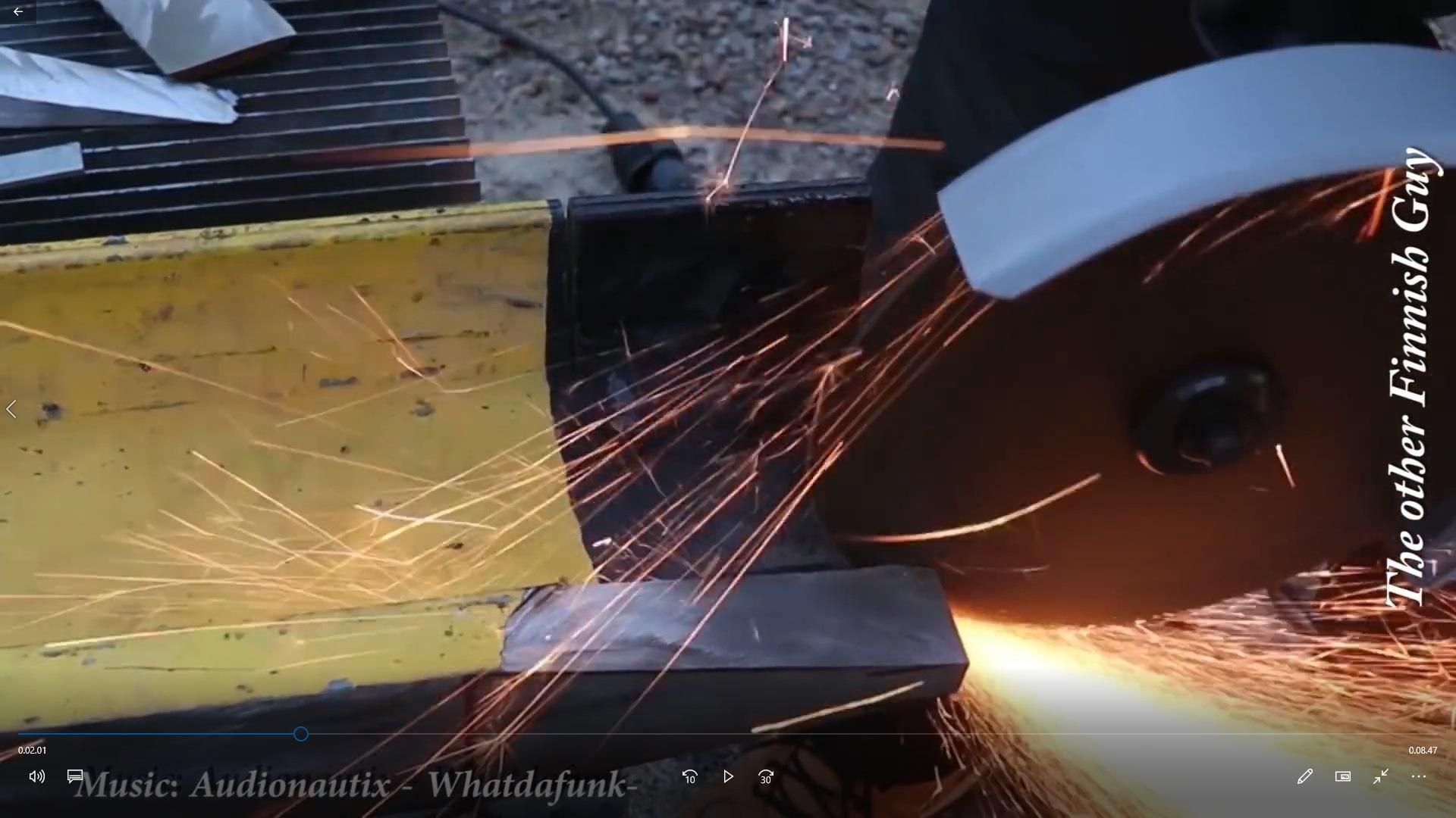 Making Aso / Railroad Track Anvil Using Angle Grinders. : 10 Steps ...