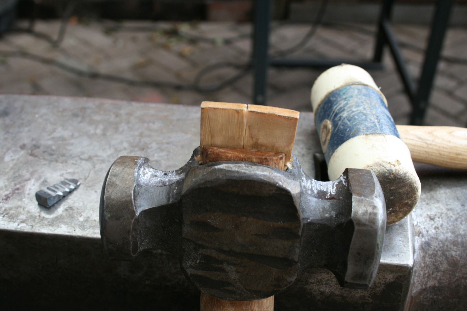 Replacing a Handle on a (forging) Hammer : 7 Steps (with Pictures ...
