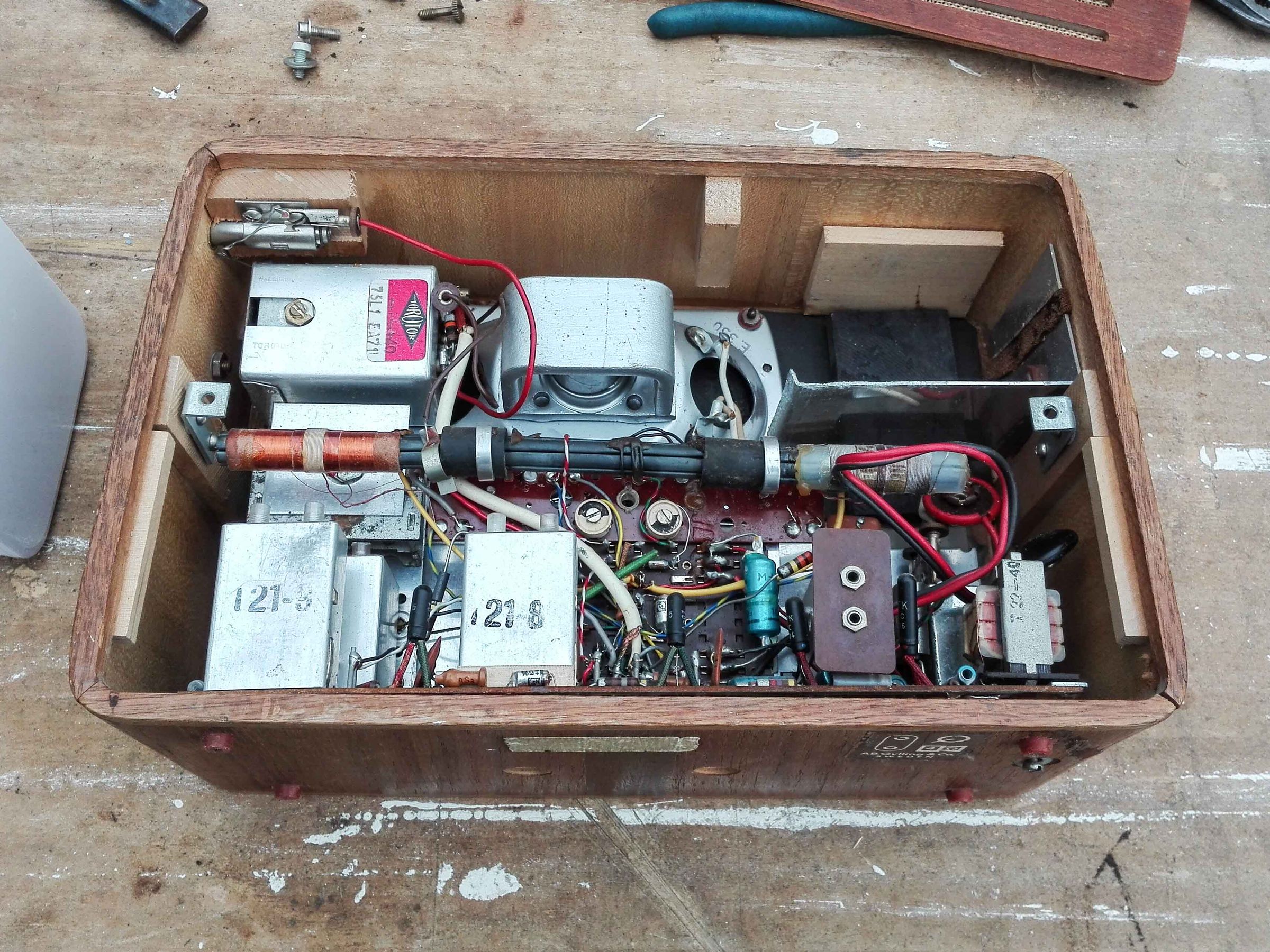 Retro Radio Upgrade : 5 Steps (with Pictures) - Instructables