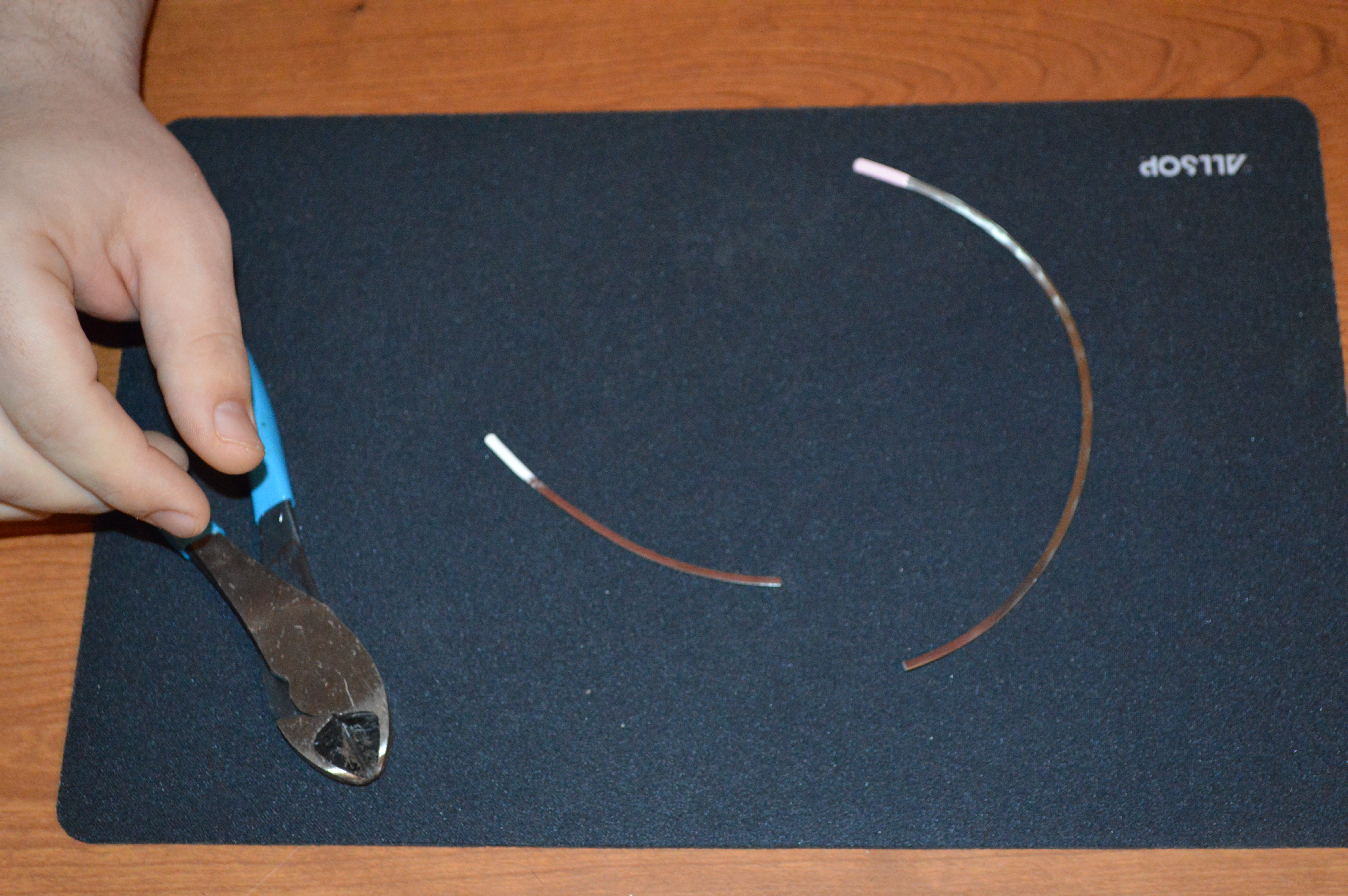 How to Make a Bogota Rake From Bra Underwire, or Bragota; a How-to ...