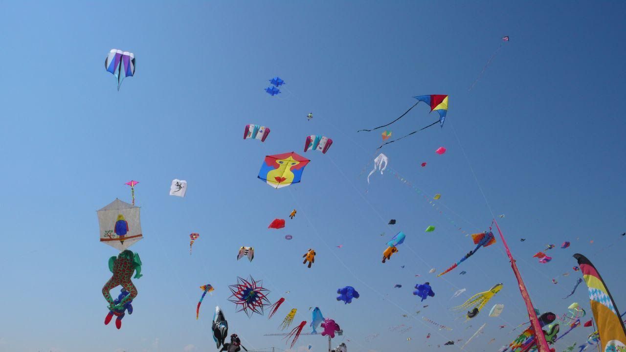 DIY Kite : 6 Steps - Instructables